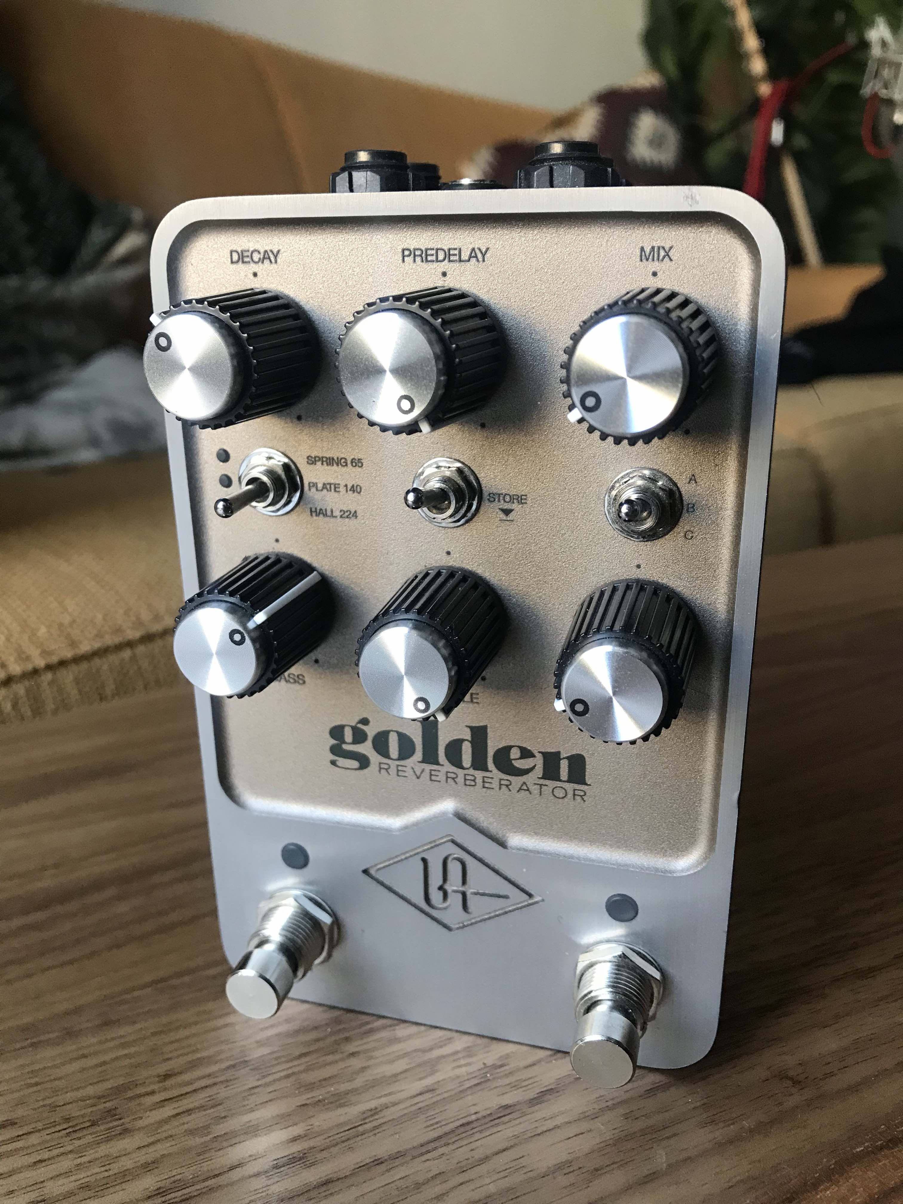 Golden Reverberator - Universal Audio Golden Reverberator - Audiofanzine