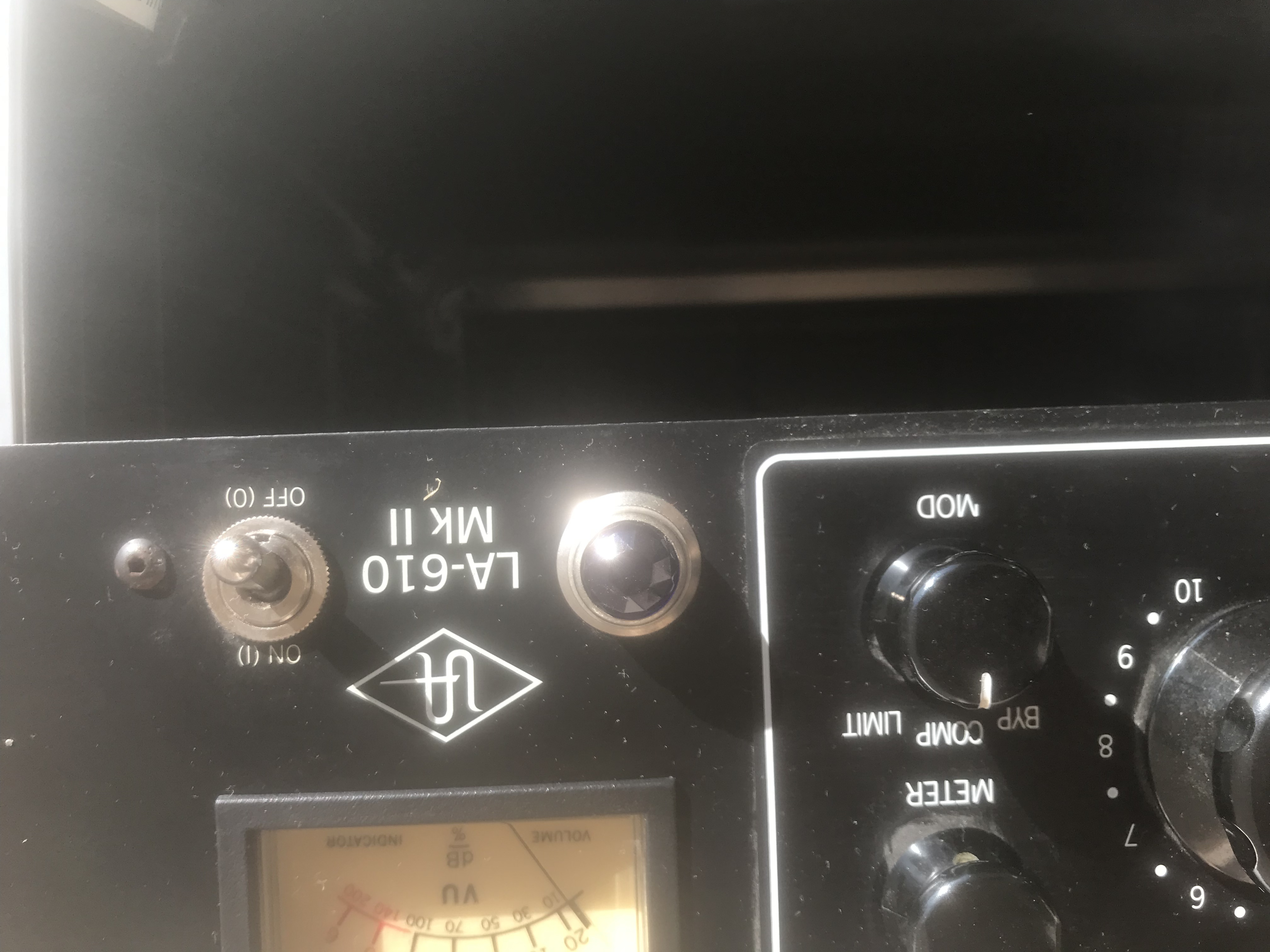 LA-610 MK II - Universal Audio LA-610 MK II - Audiofanzine