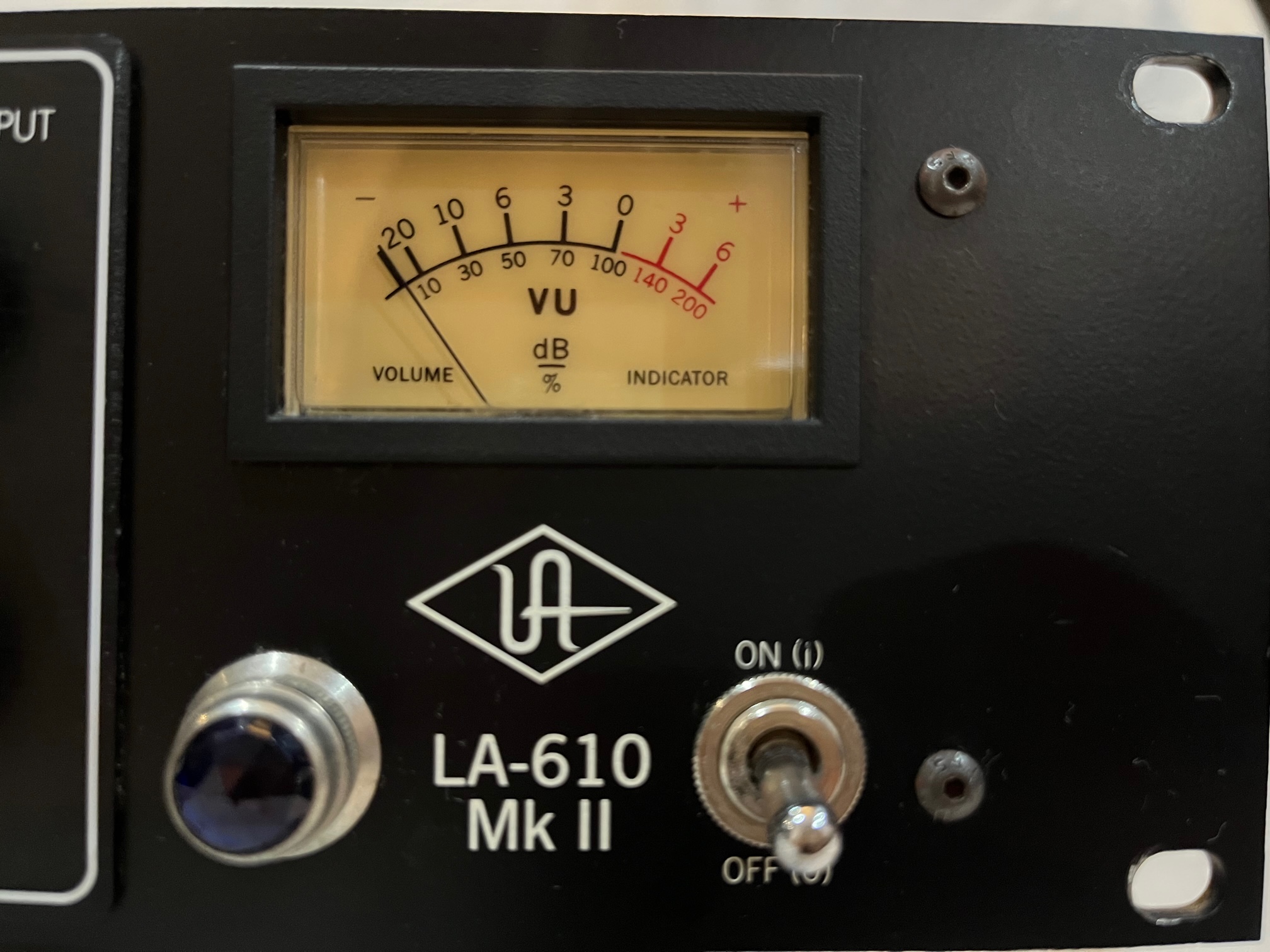LA-610 MK II - Universal Audio LA-610 MK II - Audiofanzine