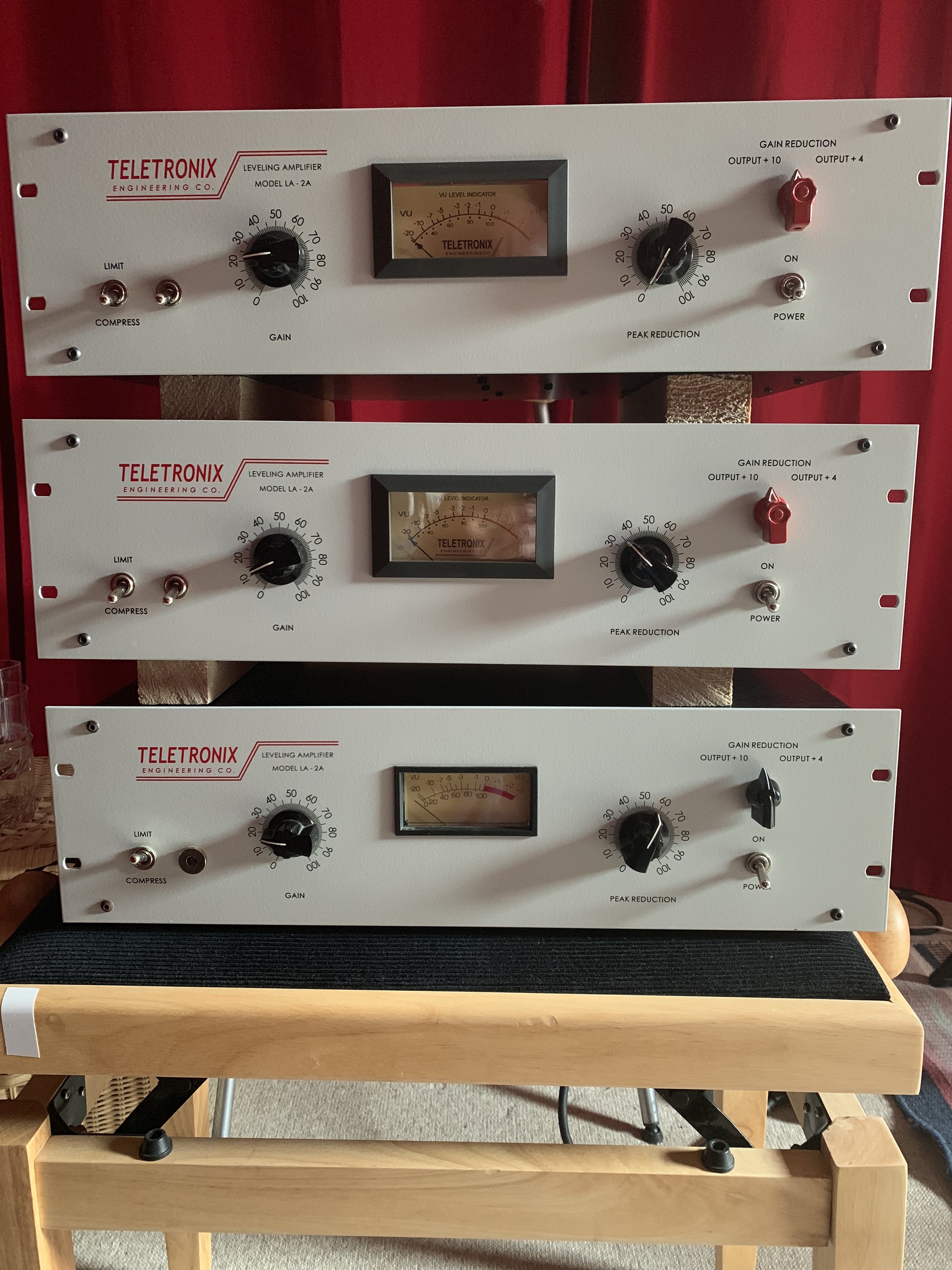 Teletronix LA-2A - Universal Audio Teletronix LA-2A - Audiofanzine