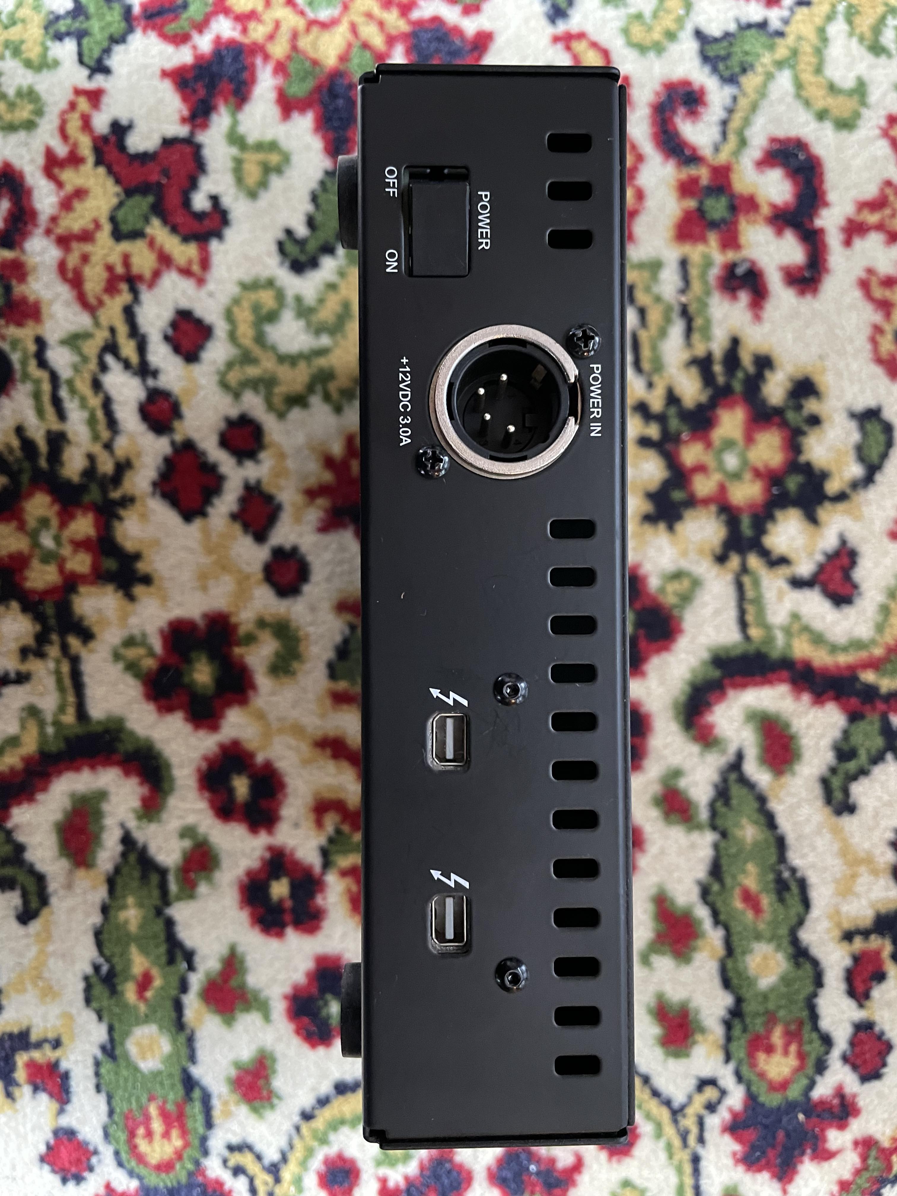 UAD-2 Satellite Thunderbolt - QUAD Core Universal Audio - Audiofanzine