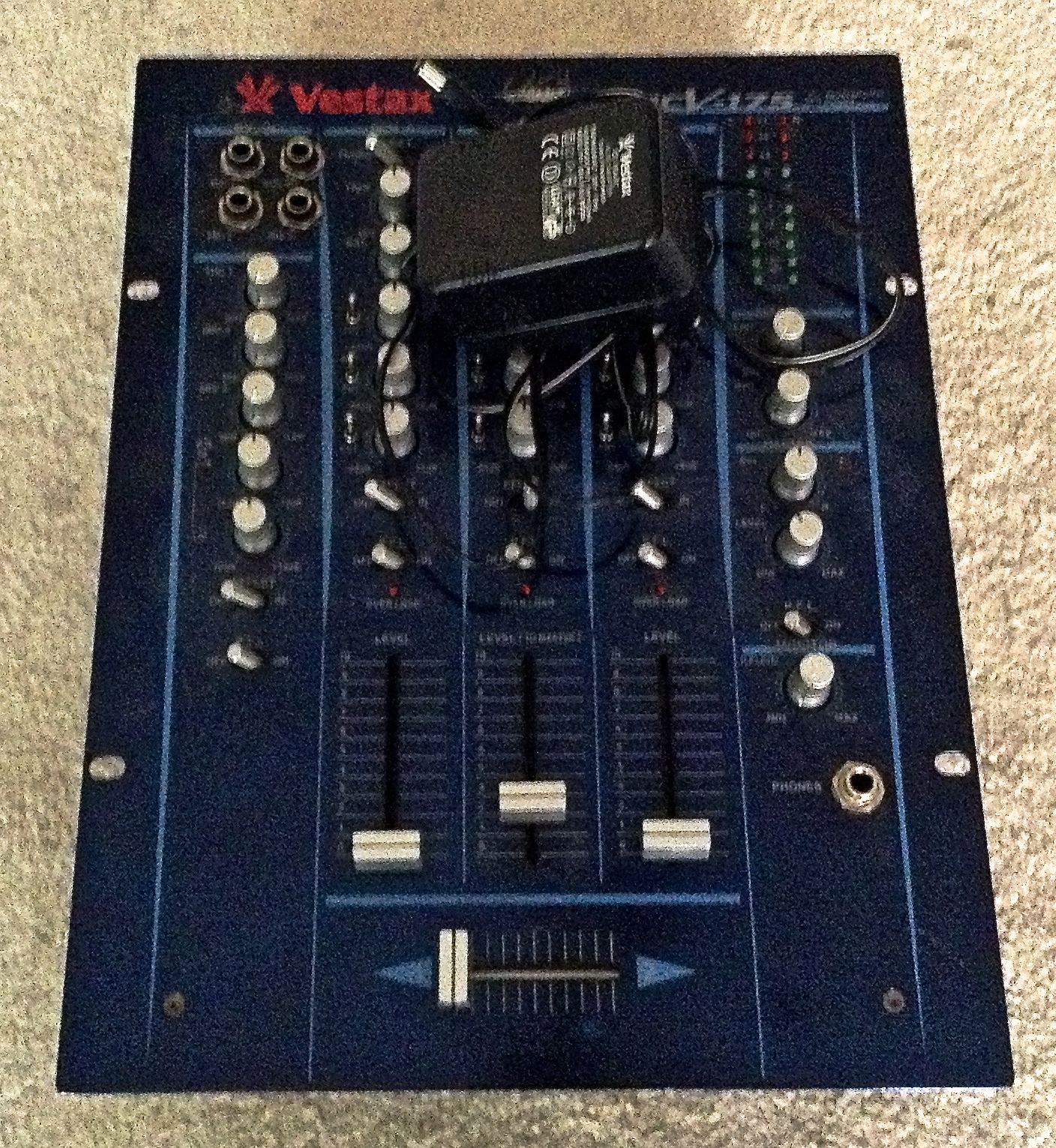 PCV-175 - Vestax PCV-175 - Audiofanzine