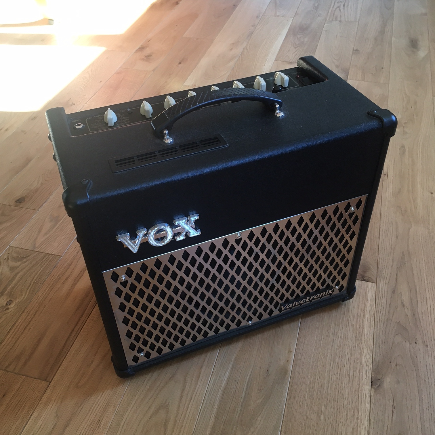 AD15VT - Vox AD15VT - Audiofanzine