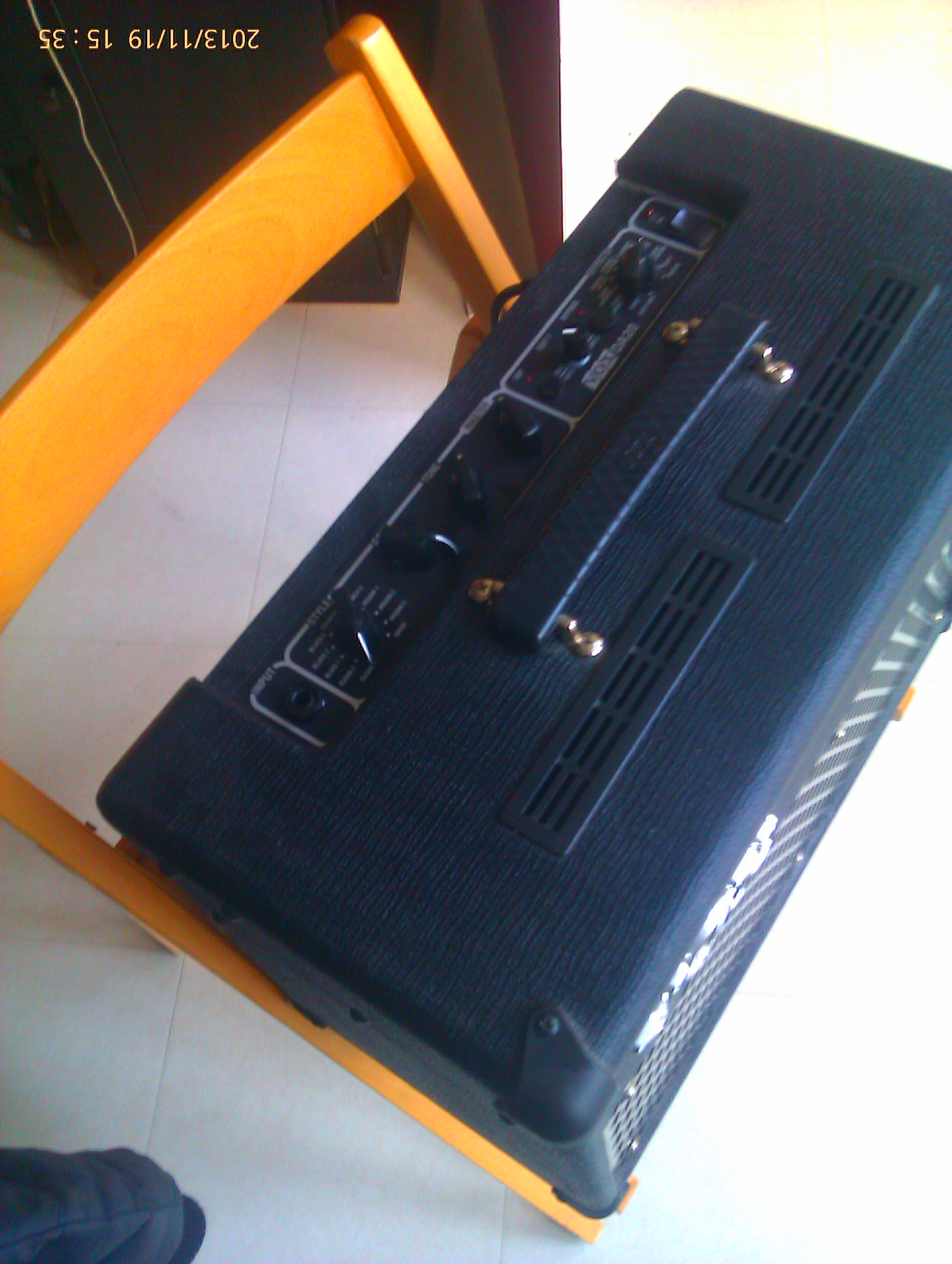 Vox dapper - tyredstreams