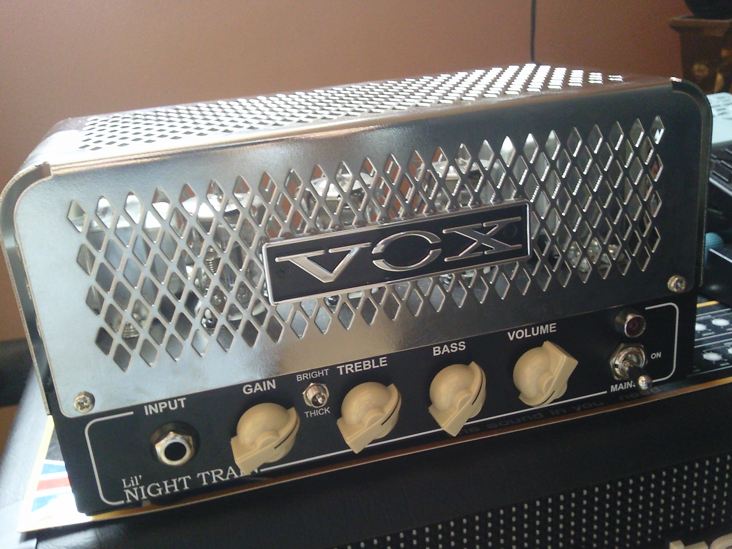 Photo Vox NT2H Lil' Night Train Head : Vox Lil' Night Train NT2H ...