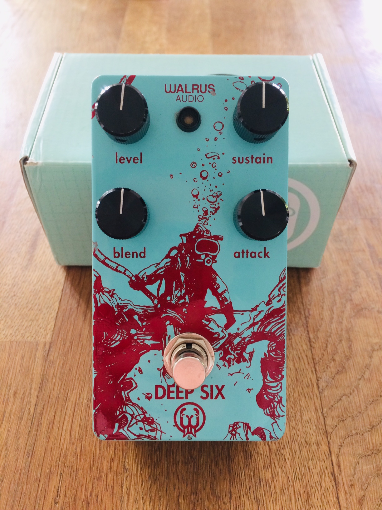 DEEP SIX - Walrus Audio Deep Six - Audiofanzine