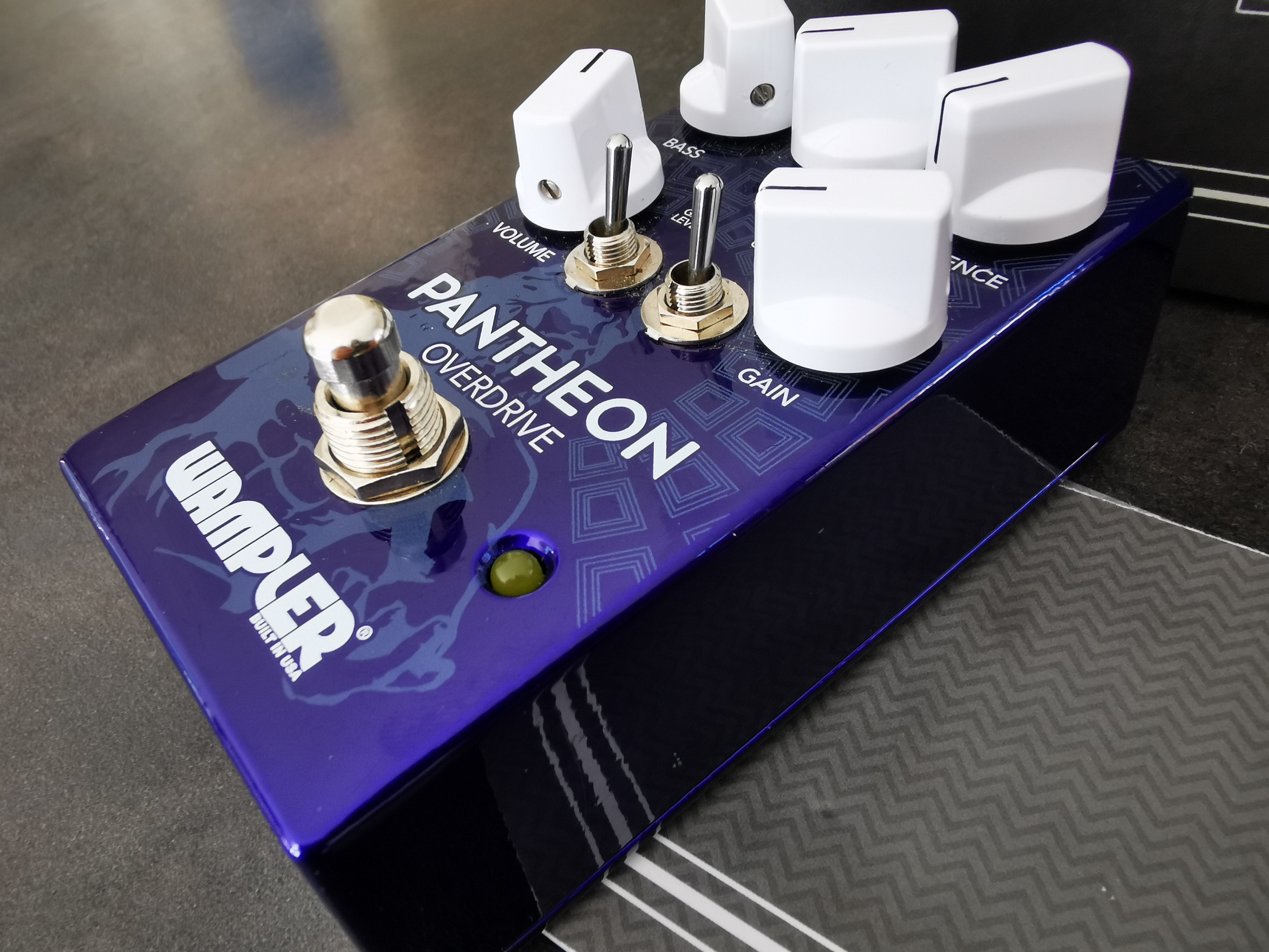 Pantheon - Wampler Pedals Pantheon - Audiofanzine