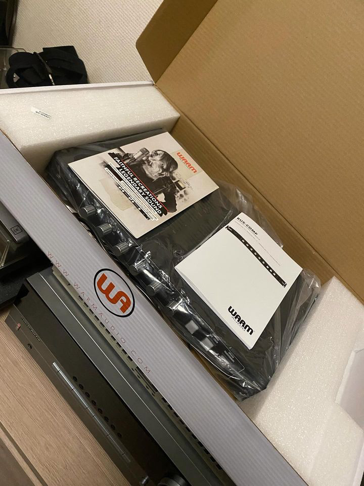 Bus-Comp - Warm Audio Bus-Comp - Audiofanzine