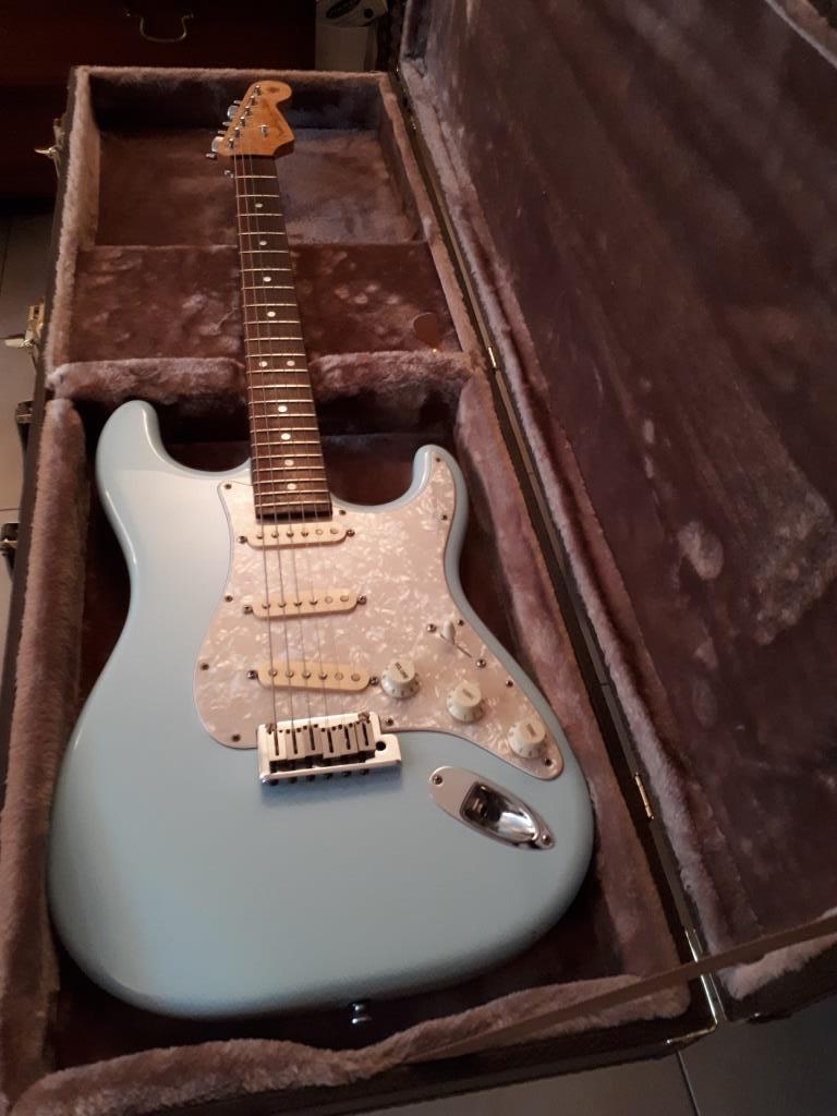 STRATOCASTER - Warmoth Stratocaster - Audiofanzine