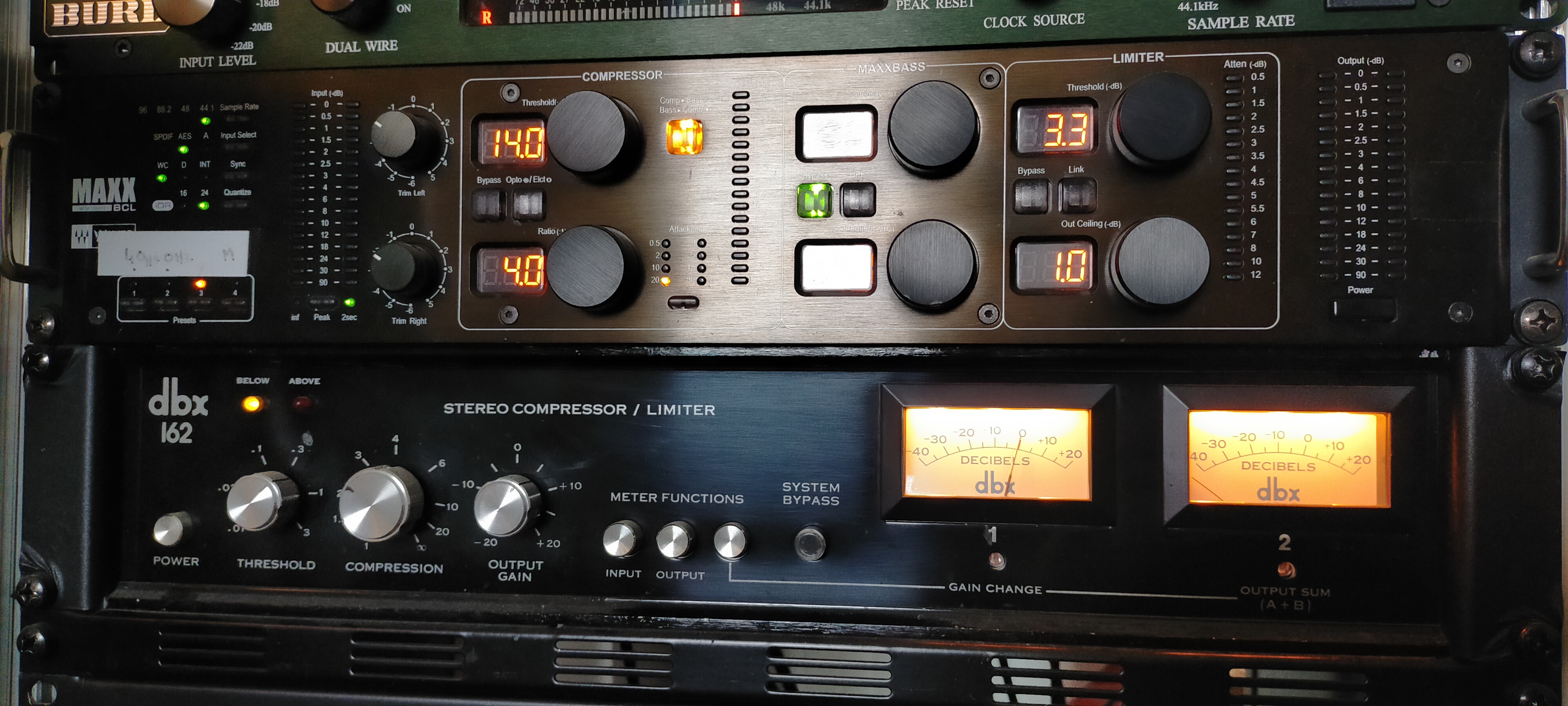 MaxxBCL - Waves MaxxBCL - Audiofanzine