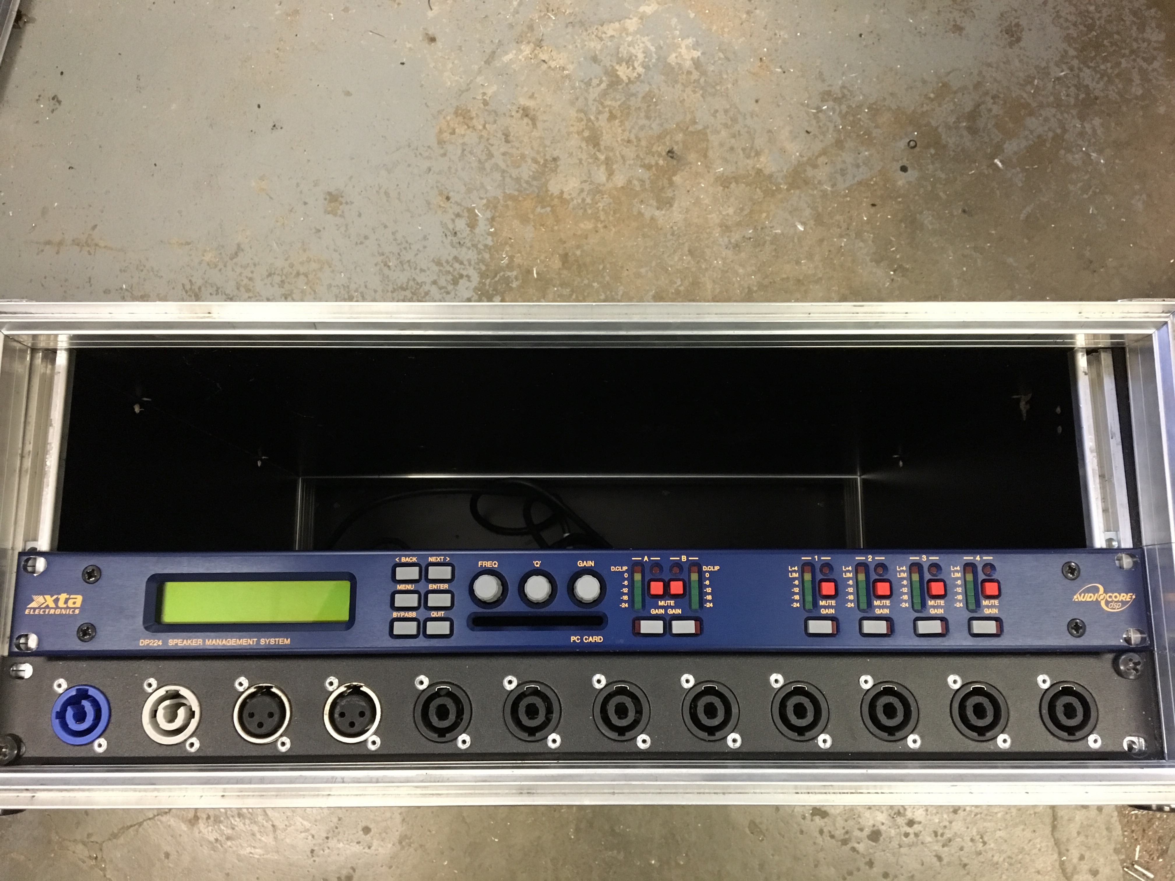 Photo Xta Electronics DP224 : IMG 4625.JPG (#1768358) - Audiofanzine