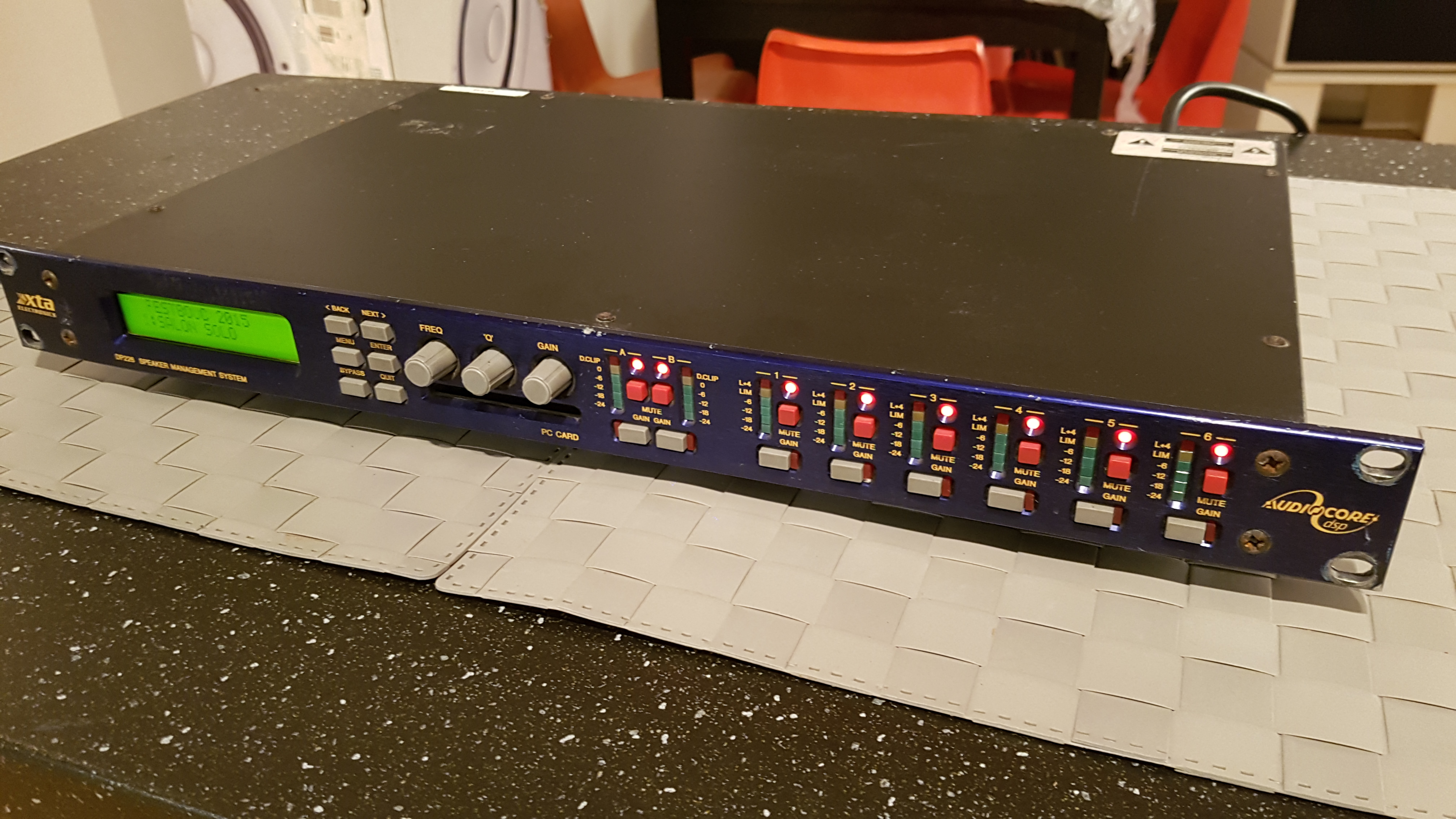 DP226 - Xta Electronics DP226 - Audiofanzine