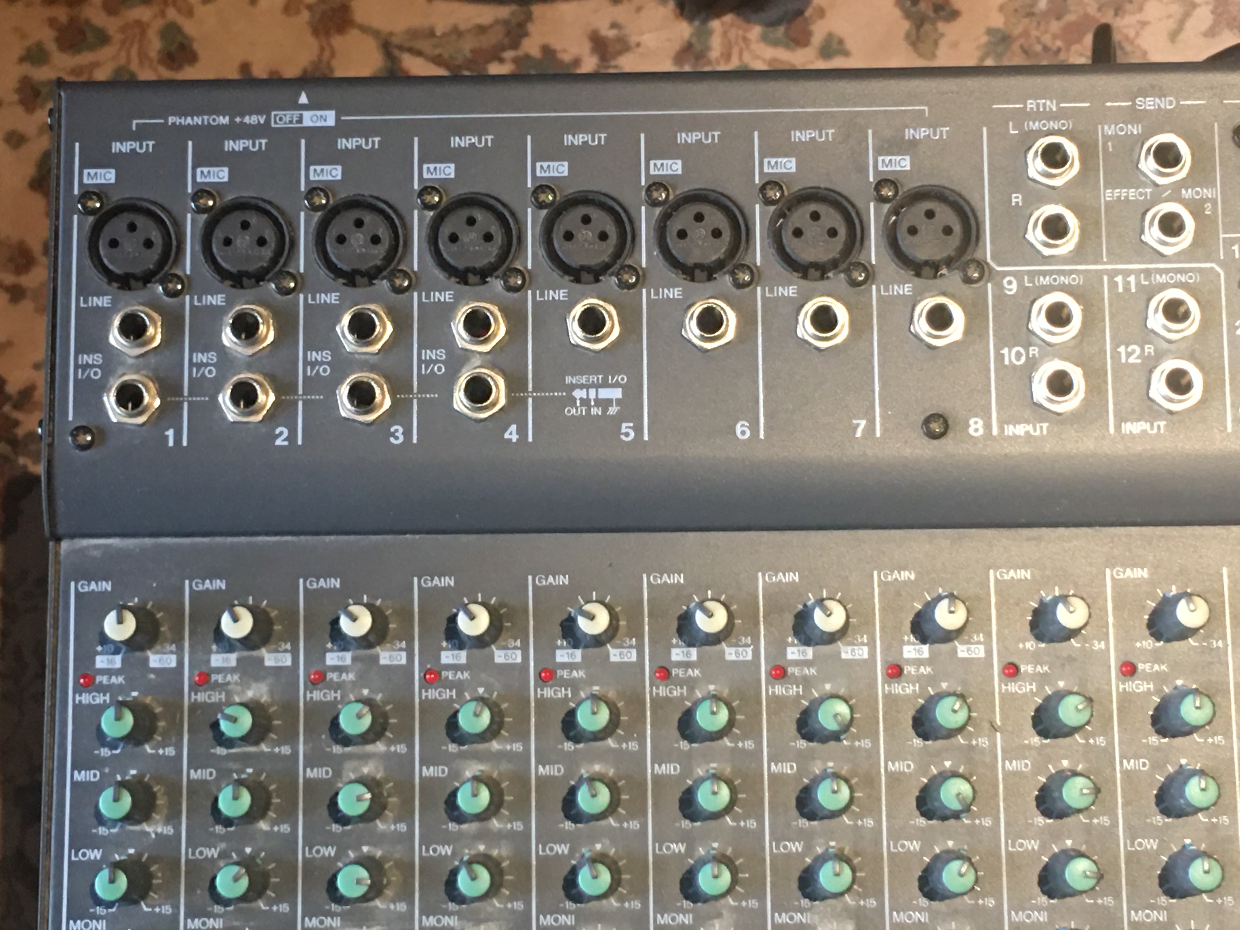 01V - Yamaha 01V - Audiofanzine