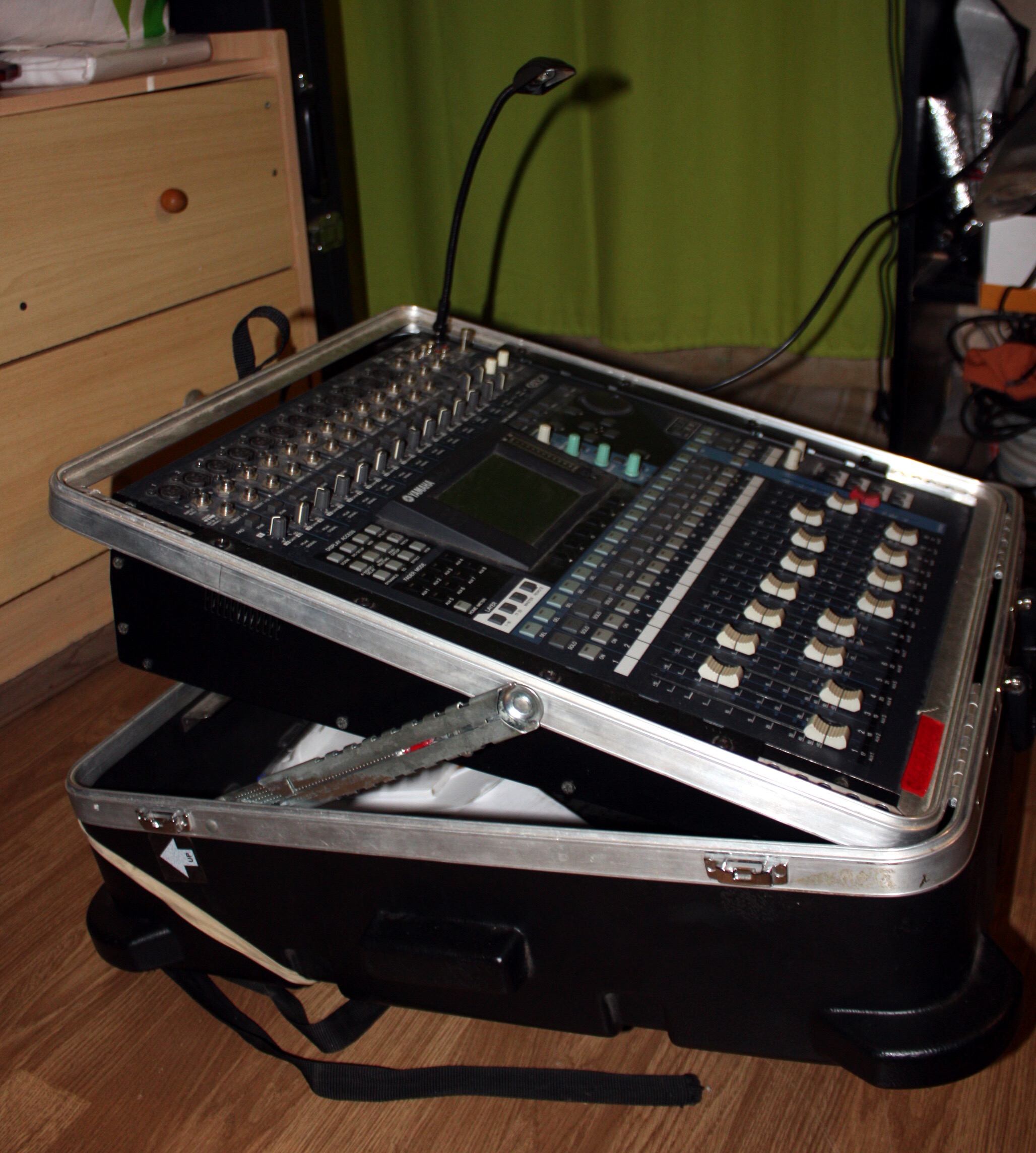 01V96 V2 - Yamaha 01V96 V2 - Audiofanzine