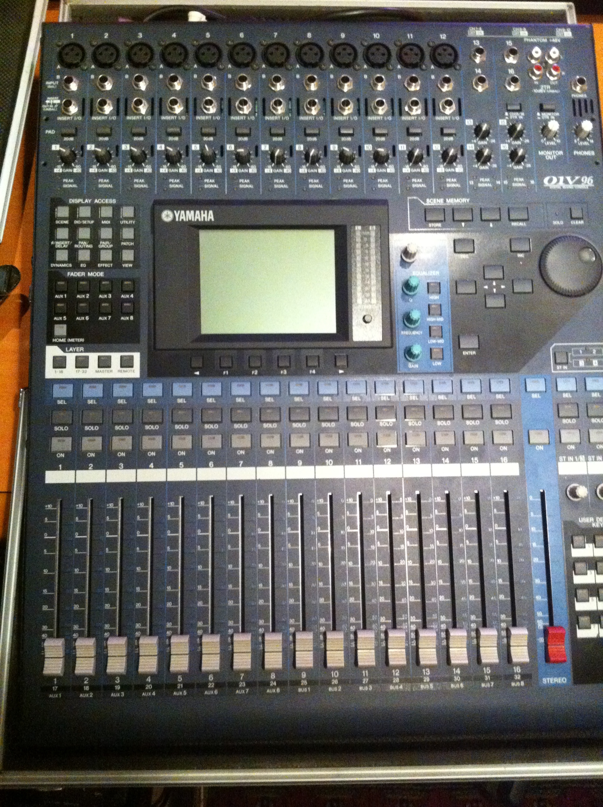 01V96 VCM - Yamaha 01V96 VCM - Audiofanzine