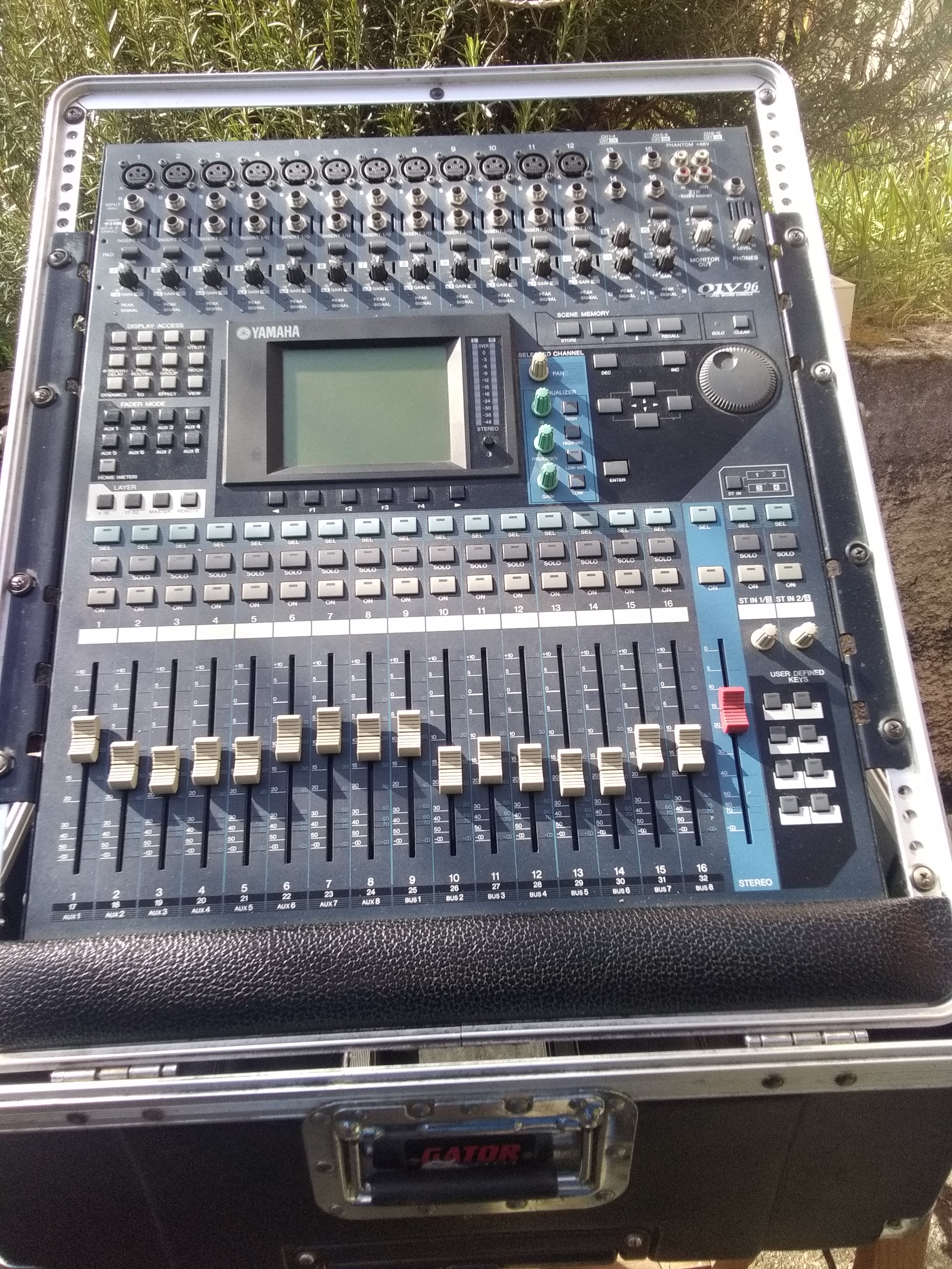 01V96 VCM - Yamaha 01V96 VCM - Audiofanzine