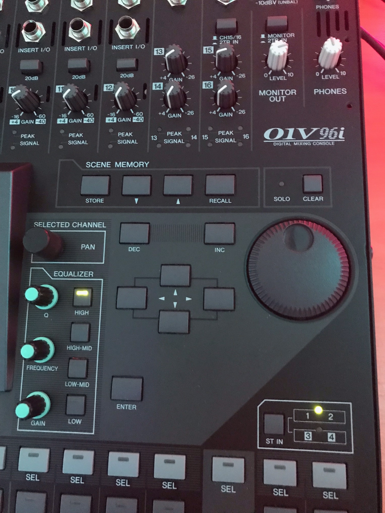 01V96i - Yamaha 01V96i - Audiofanzine