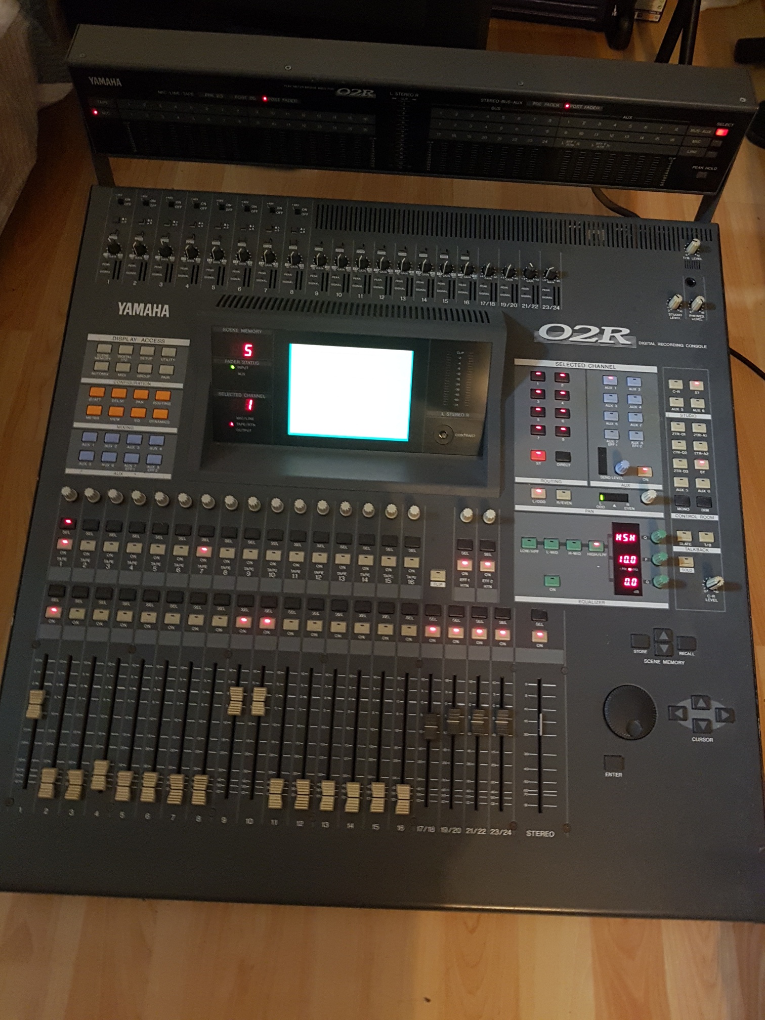 02R V2 - Yamaha 02R V2 - Audiofanzine