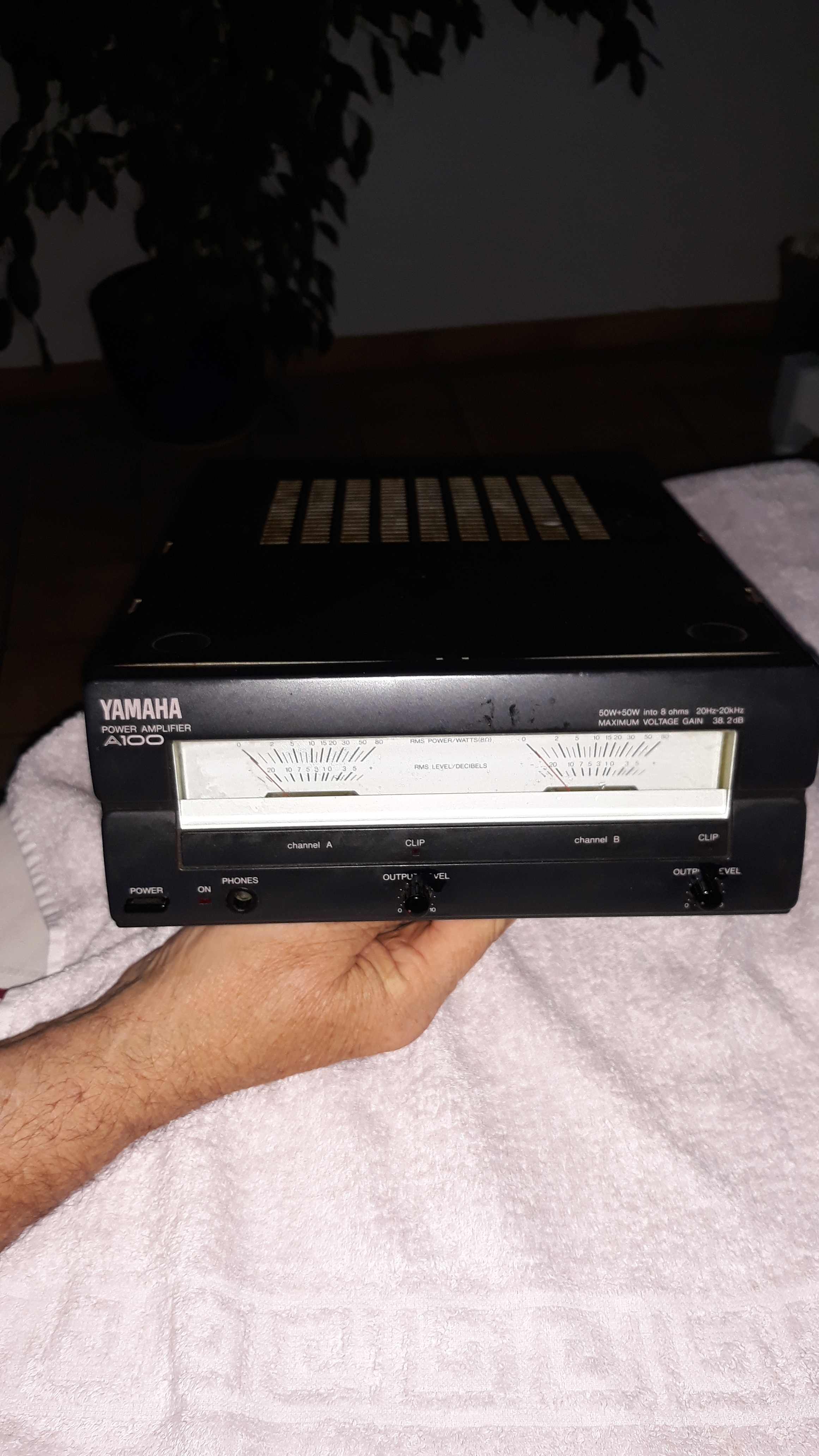 A100 - Yamaha A100 - Audiofanzine