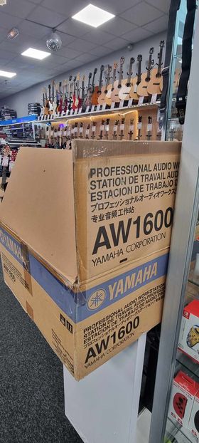 AW1600 - Yamaha AW1600 - Audiofanzine
