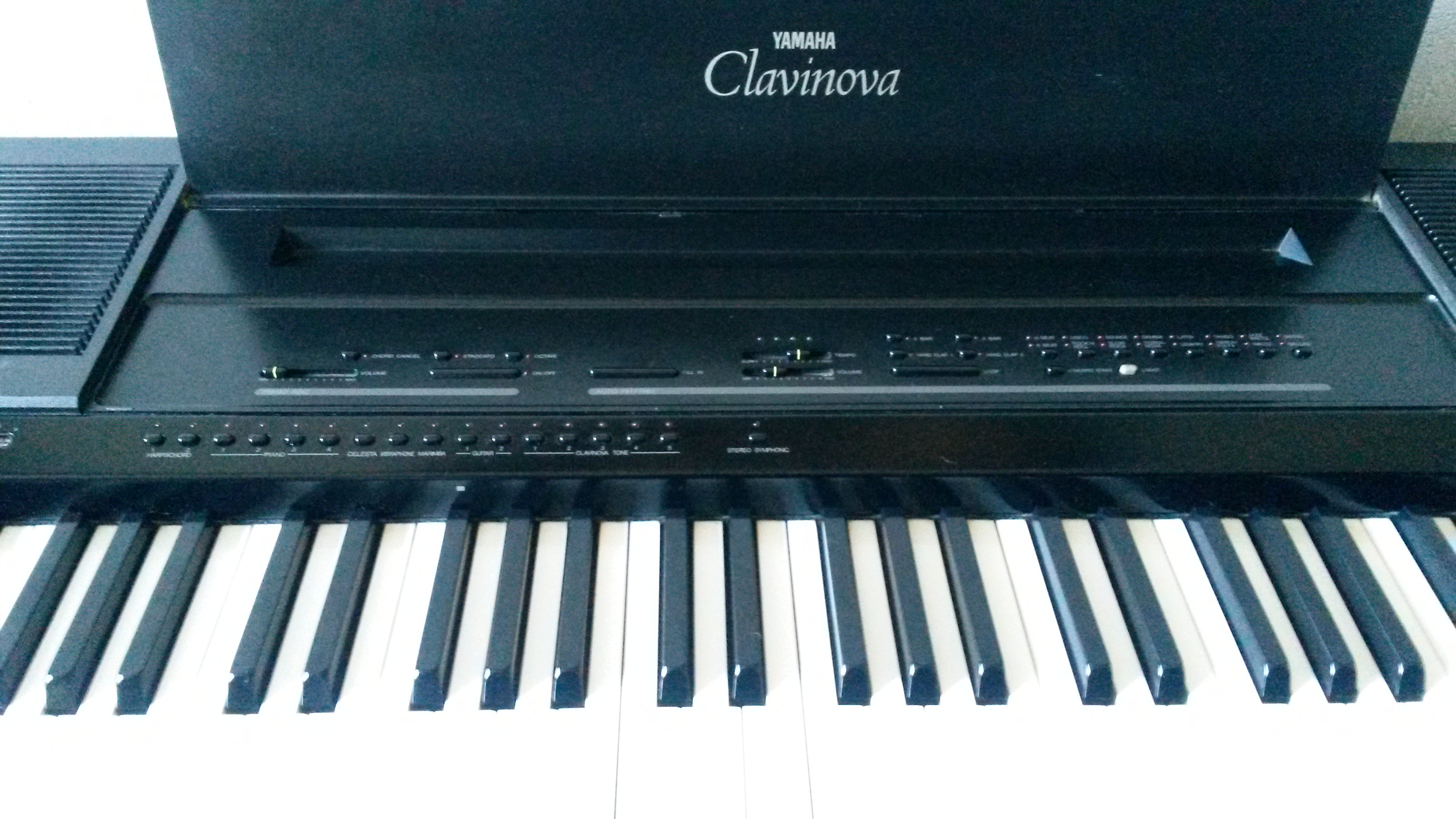 Clavinova CVP-30 - Yamaha Clavinova CVP-30 - Audiofanzine