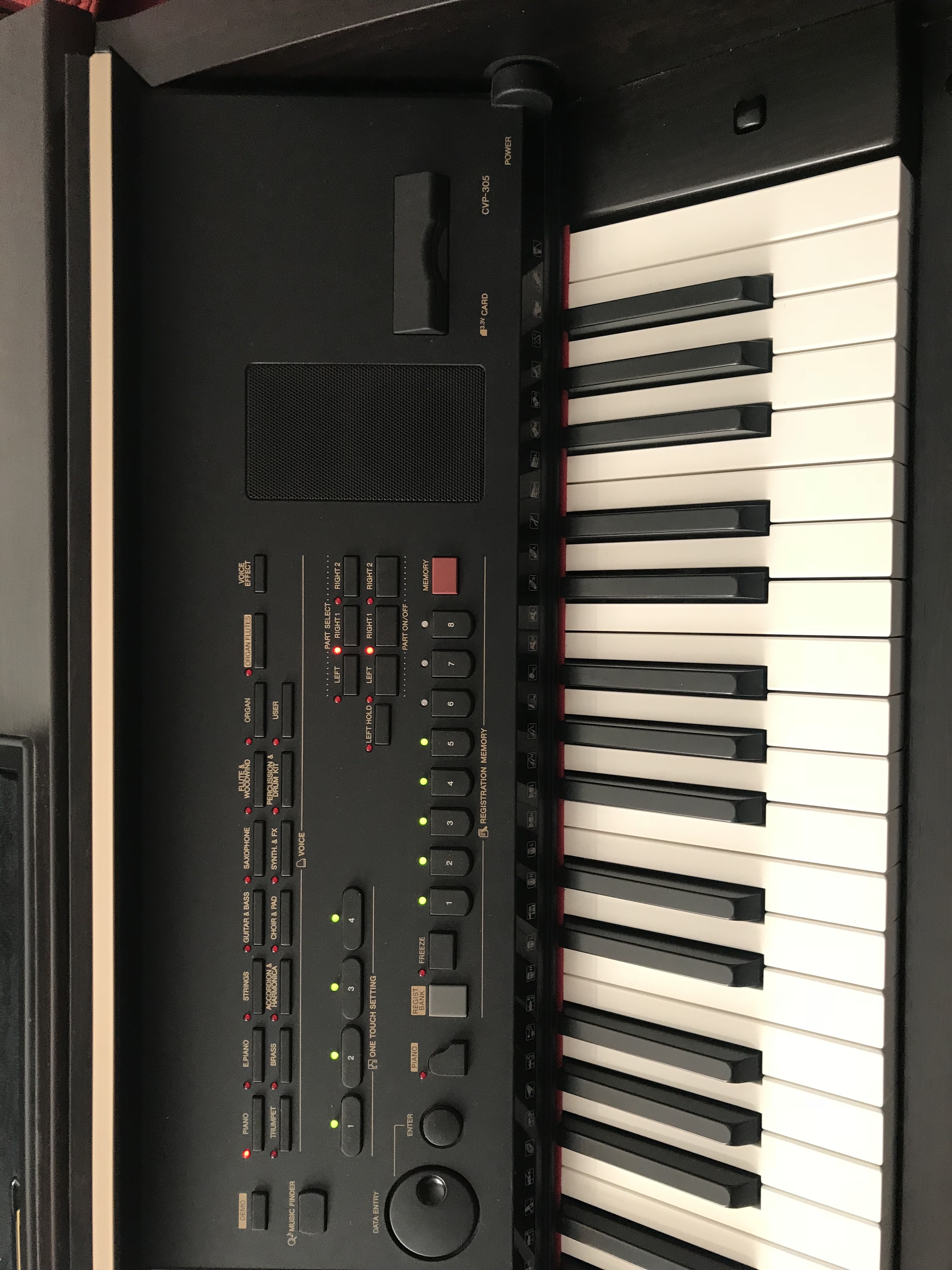 Clavinova CVP-305 - Yamaha Clavinova CVP-305 - Audiofanzine