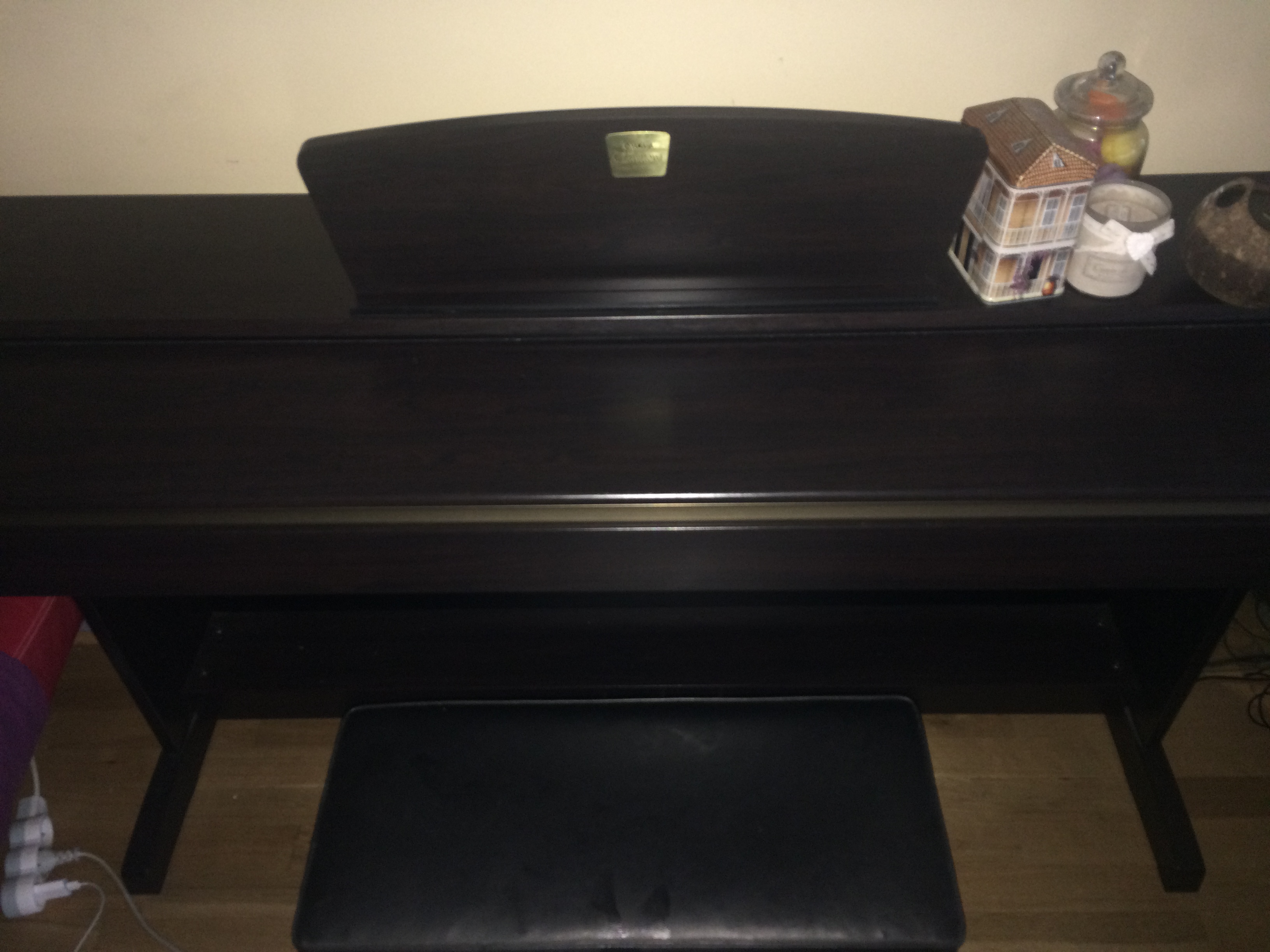 Yamaha CLP-320 image (#1148751) - Audiofanzine