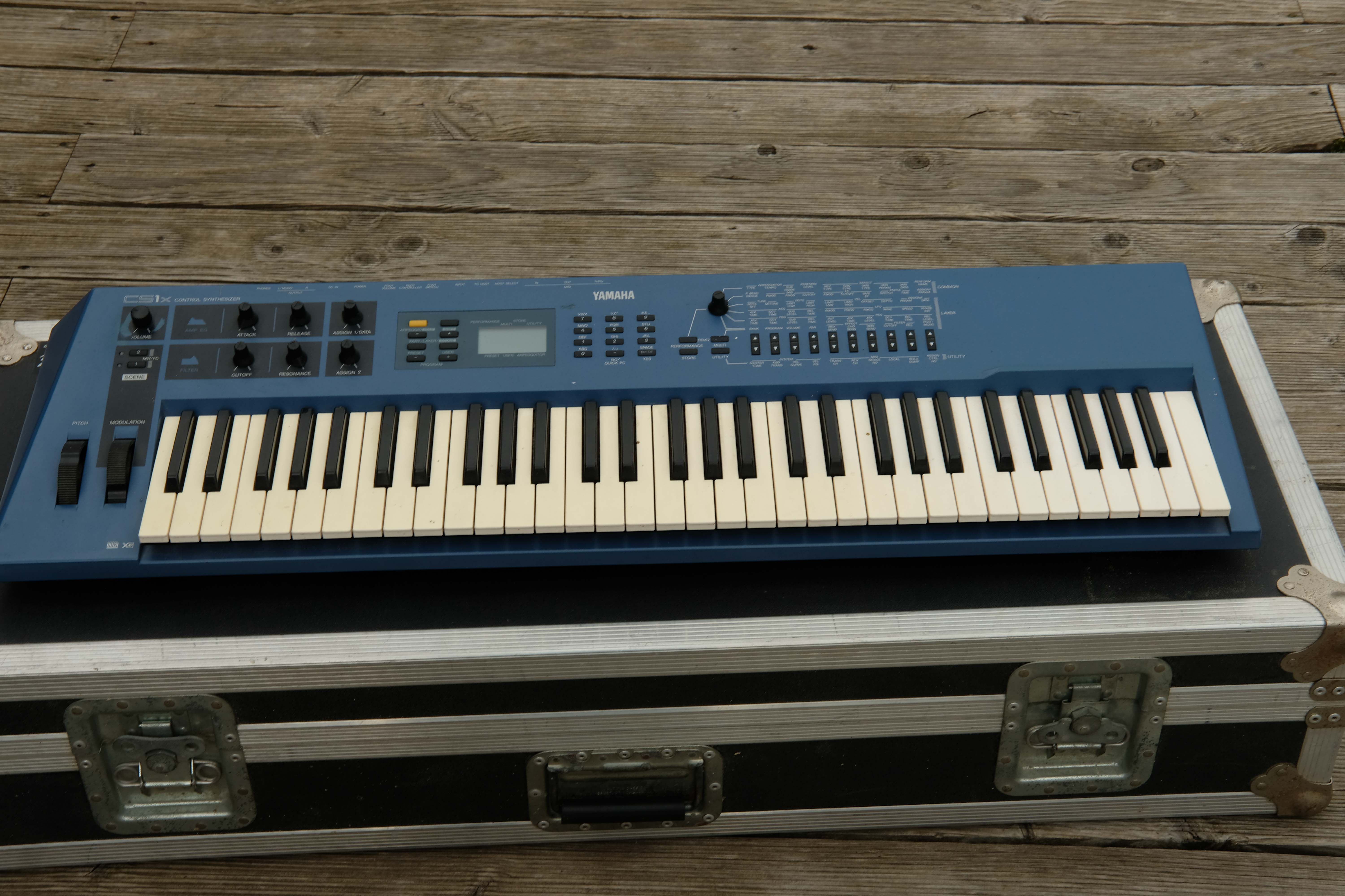 CS1X - Yamaha CS1X - Audiofanzine