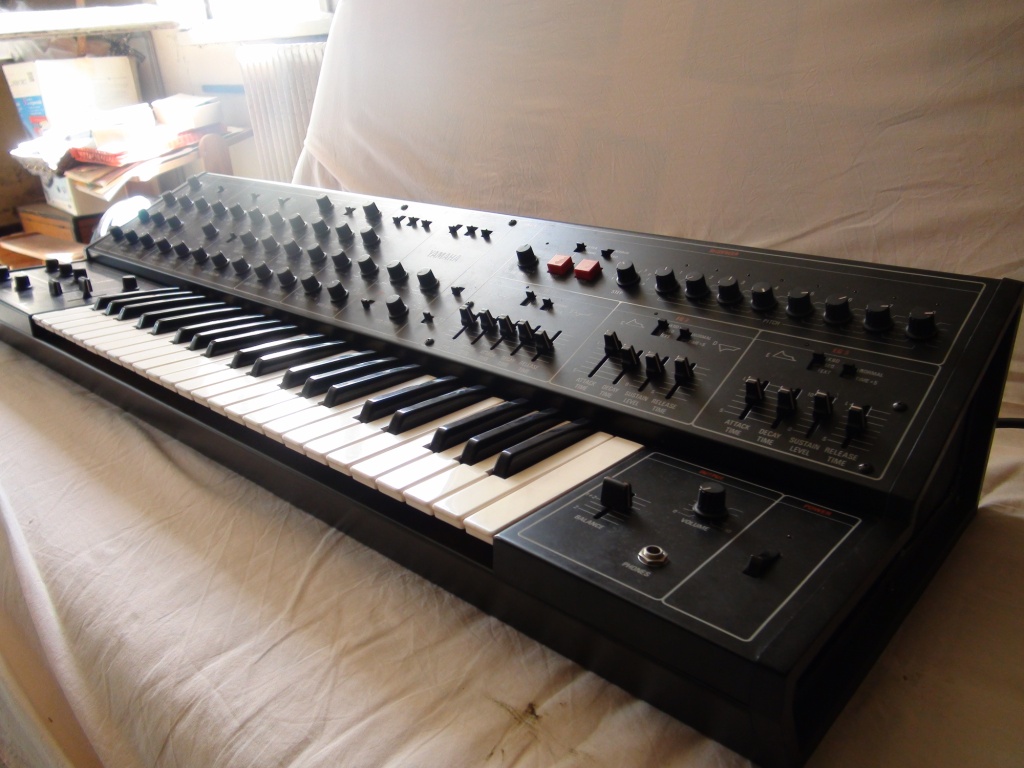 CS30 - Yamaha CS30 - Audiofanzine