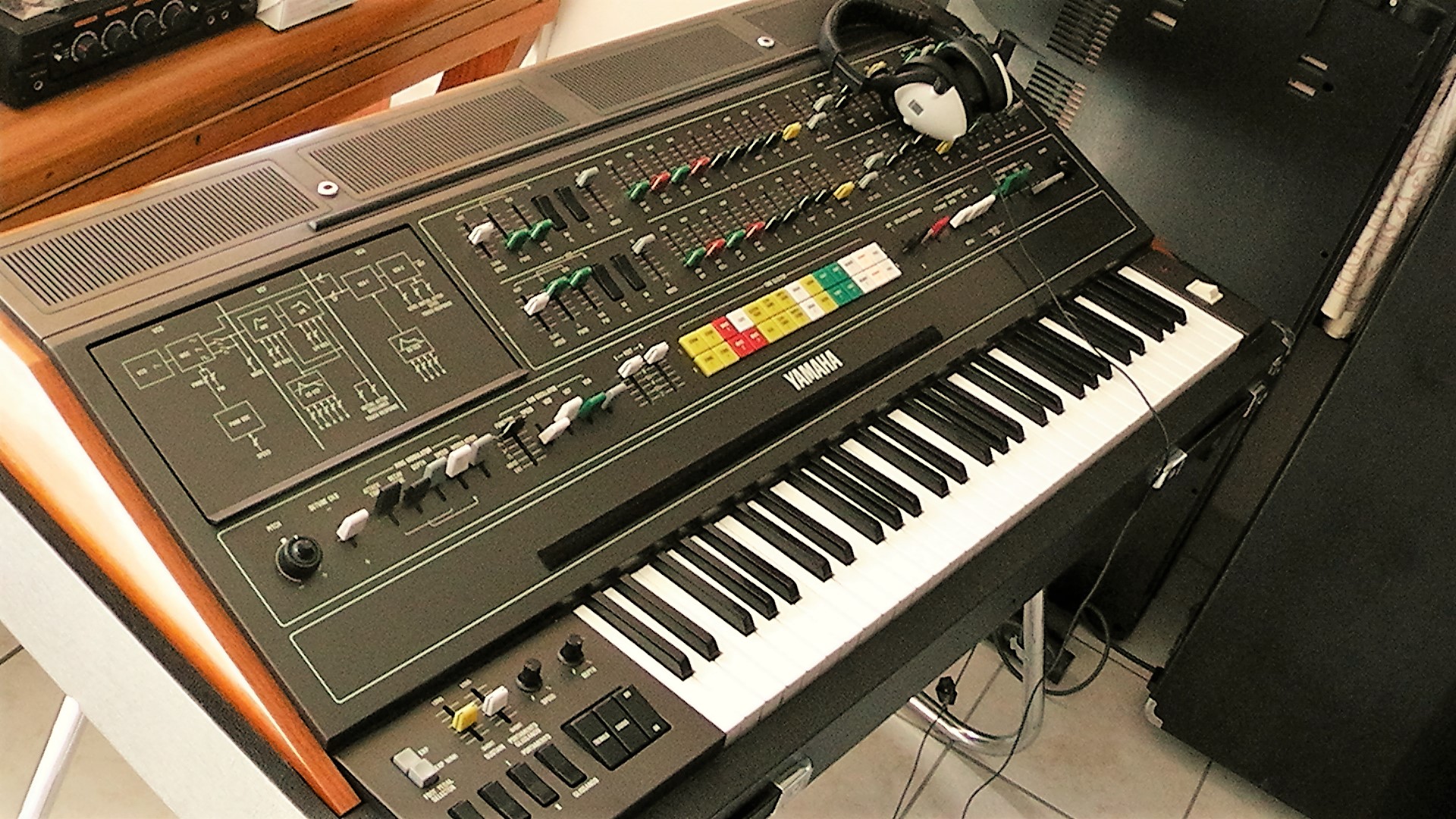 Photo Yamaha CS80 : Yamaha CS-80 - Franck Lhermet (#1404597) - Audiofanzine