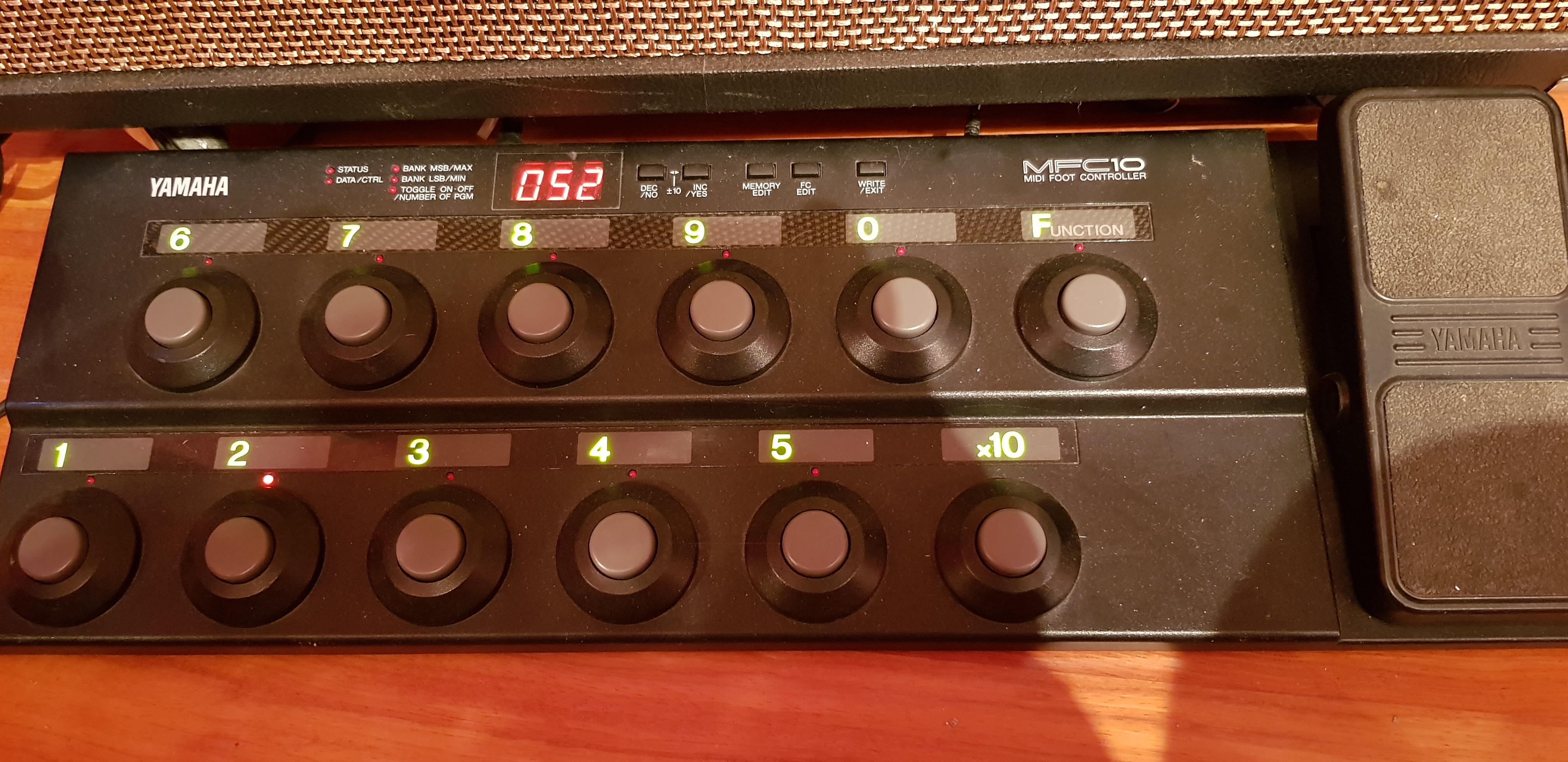 DG100-212 - Yamaha DG100-212 - Audiofanzine