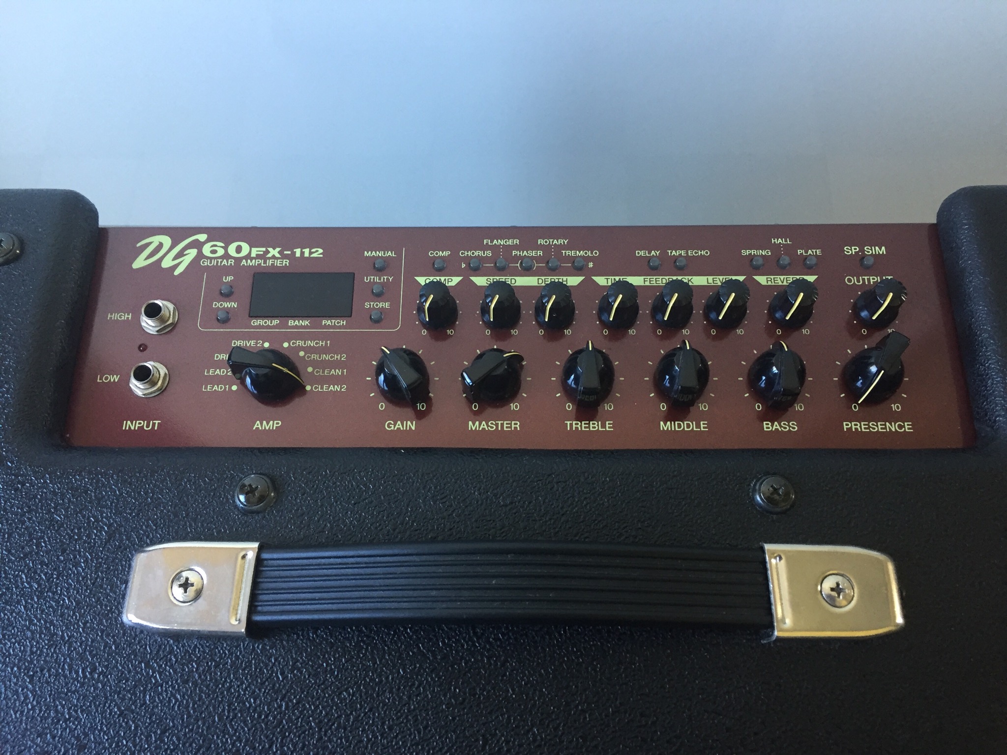 DG60FX-112 - Yamaha DG60FX-112 - Audiofanzine