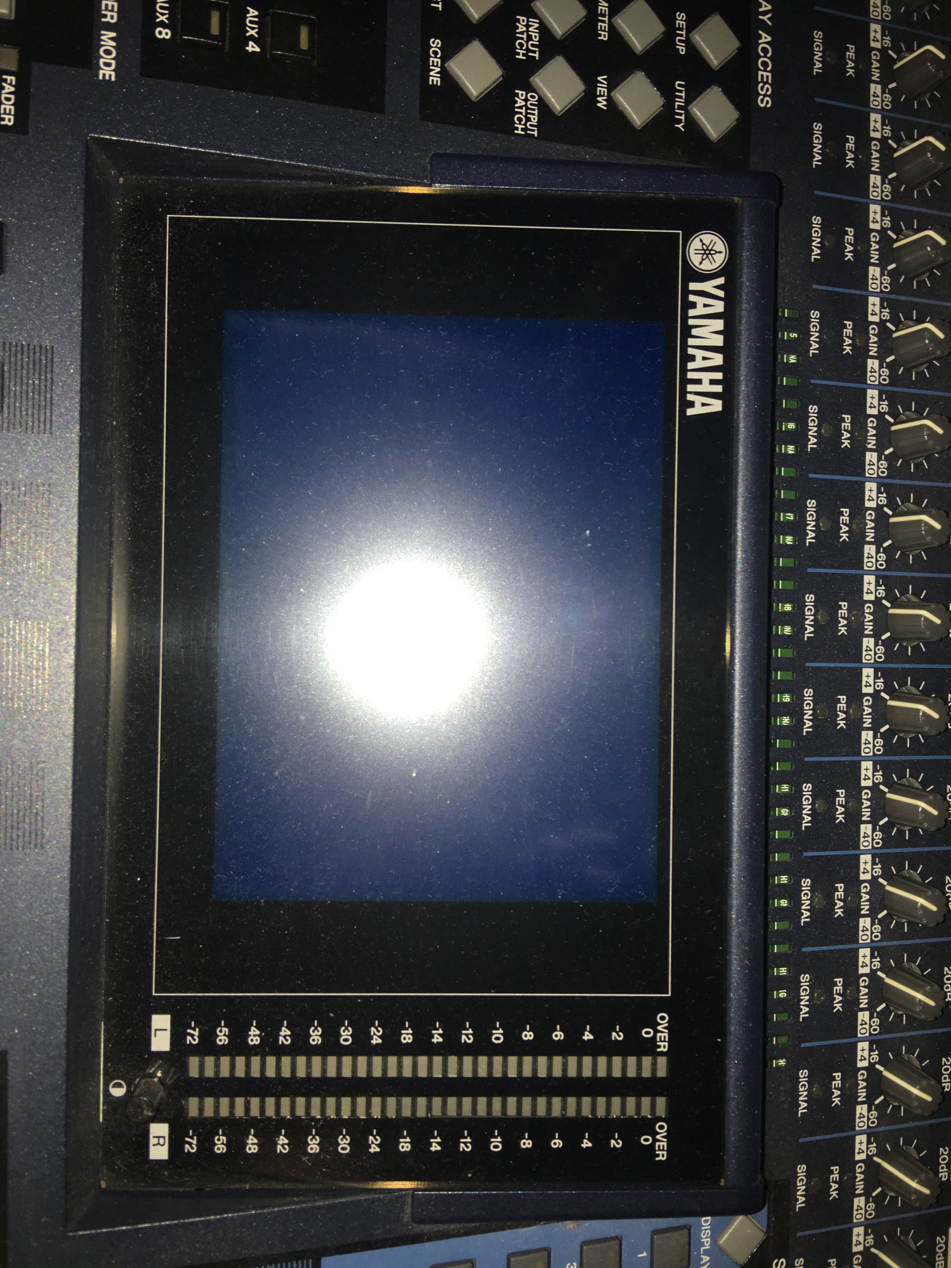 DM1000 - Yamaha DM1000 - Audiofanzine