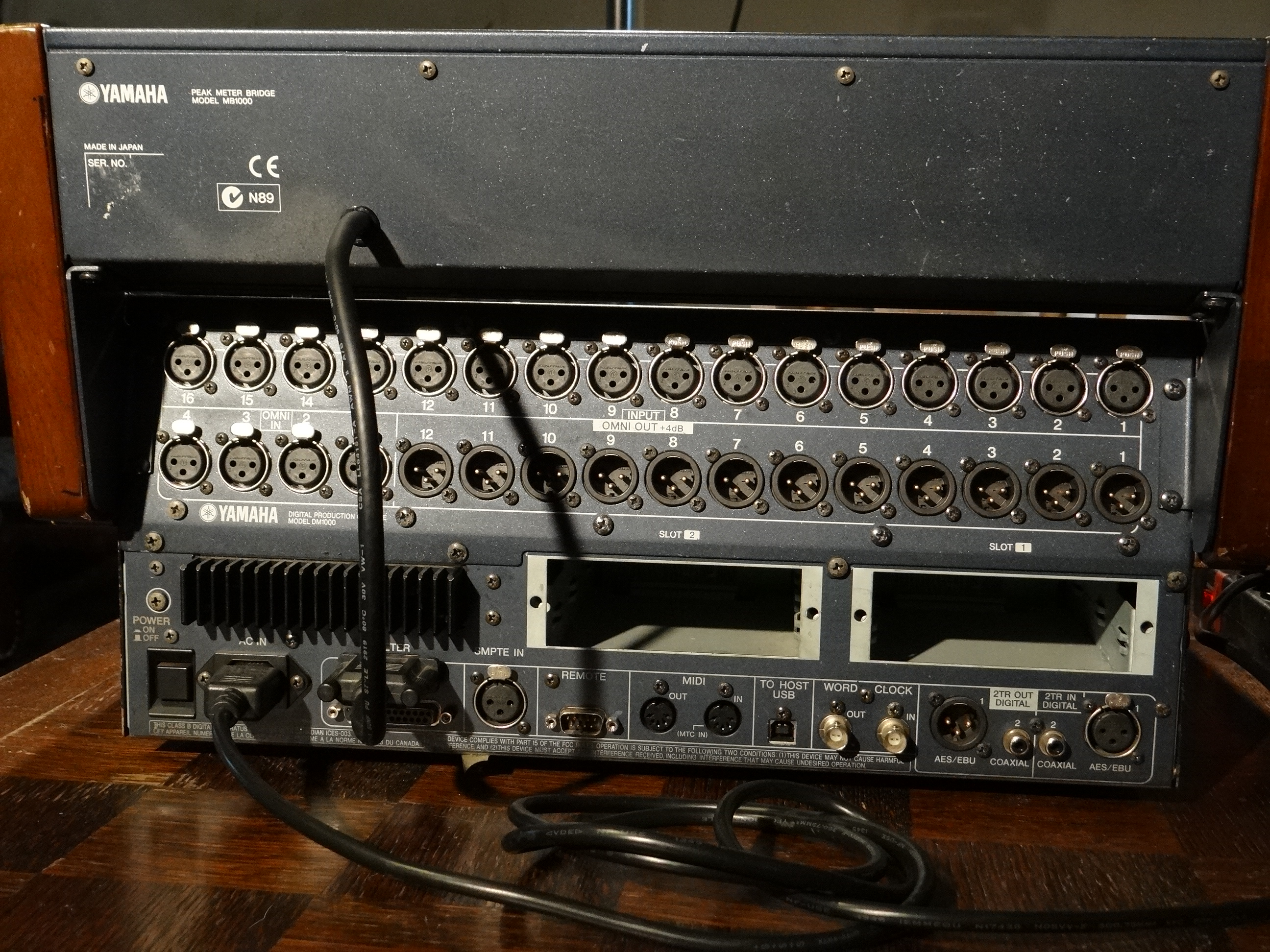 DM1000 V2 - Yamaha DM1000 V2 - Audiofanzine