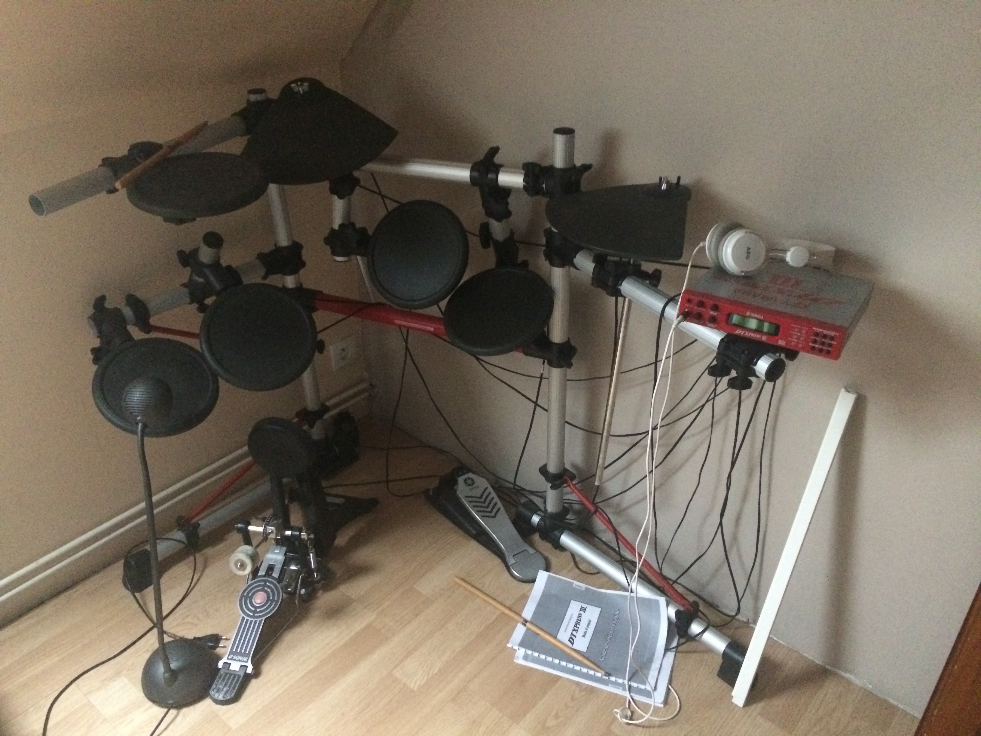 DTXPRESS III - Yamaha DTXpress III - Audiofanzine