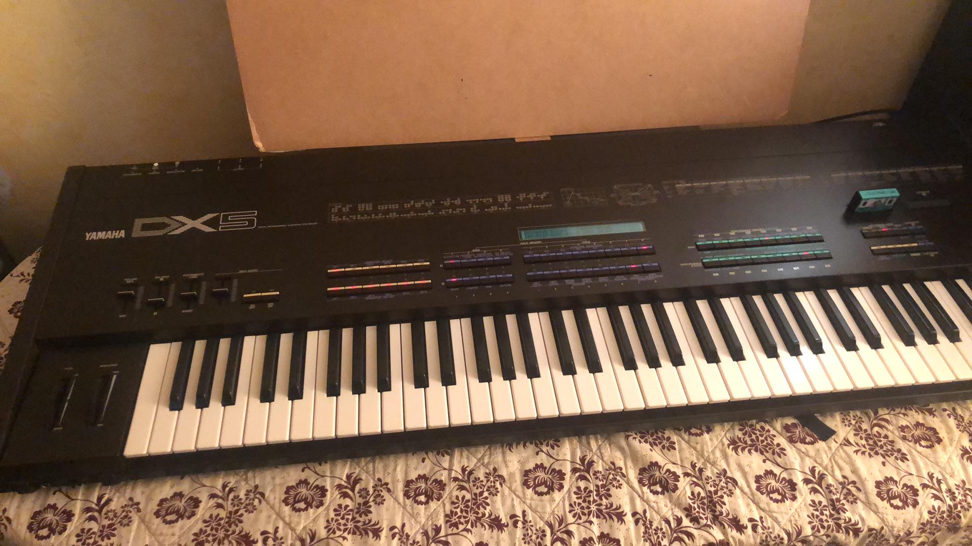 DX5 - Yamaha DX5 - Audiofanzine