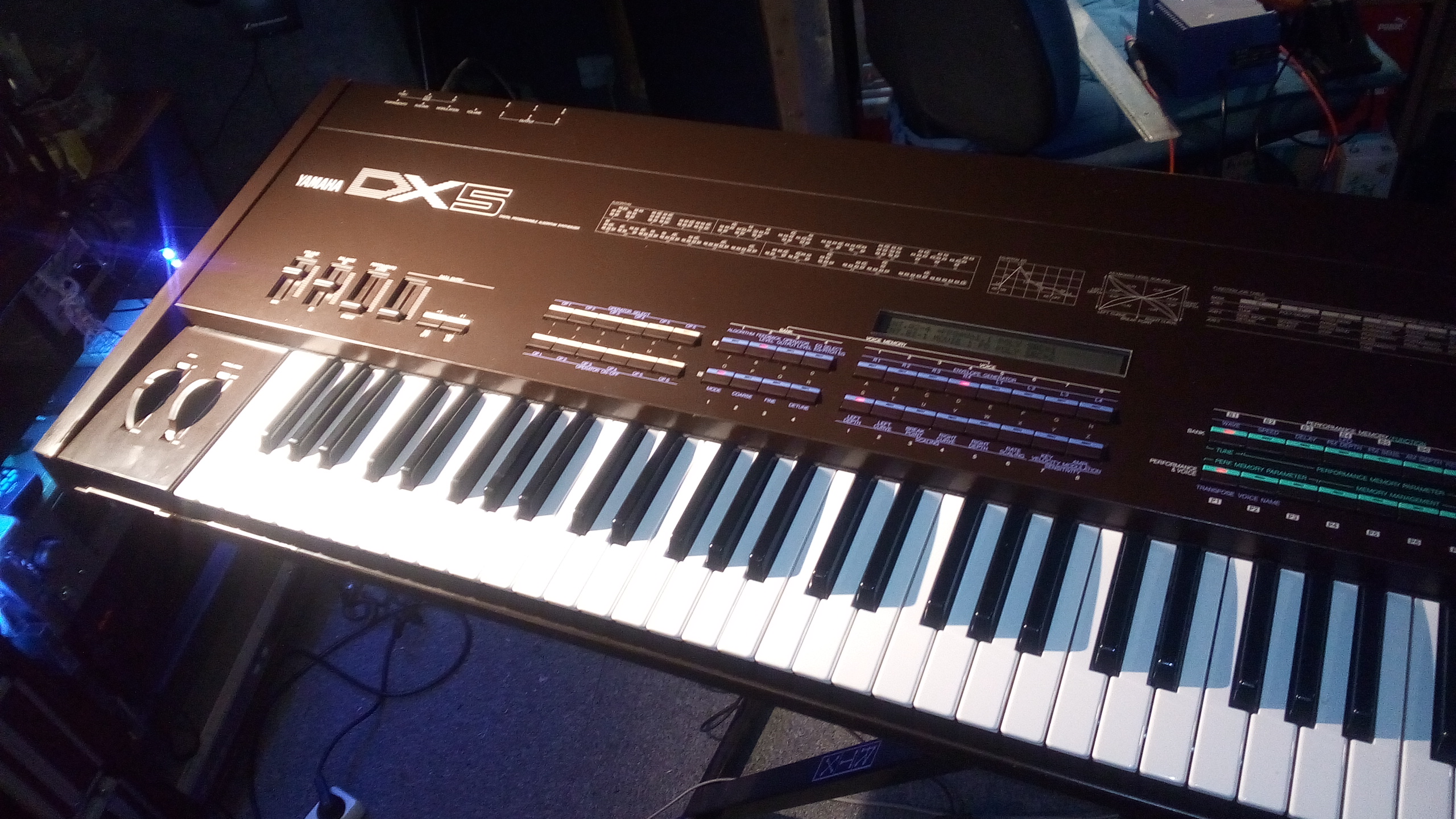 DX5 - Yamaha DX5 - Audiofanzine