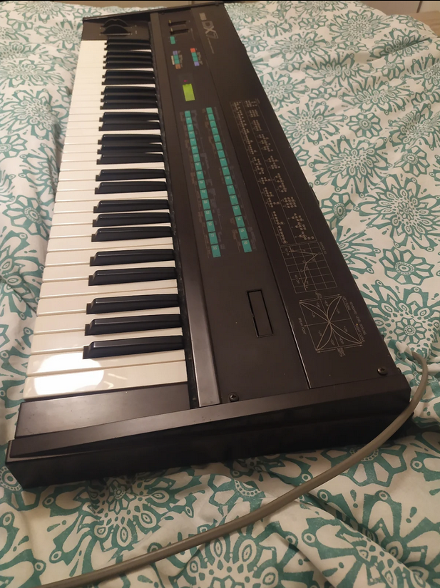 DX7 - Yamaha DX7 - Audiofanzine