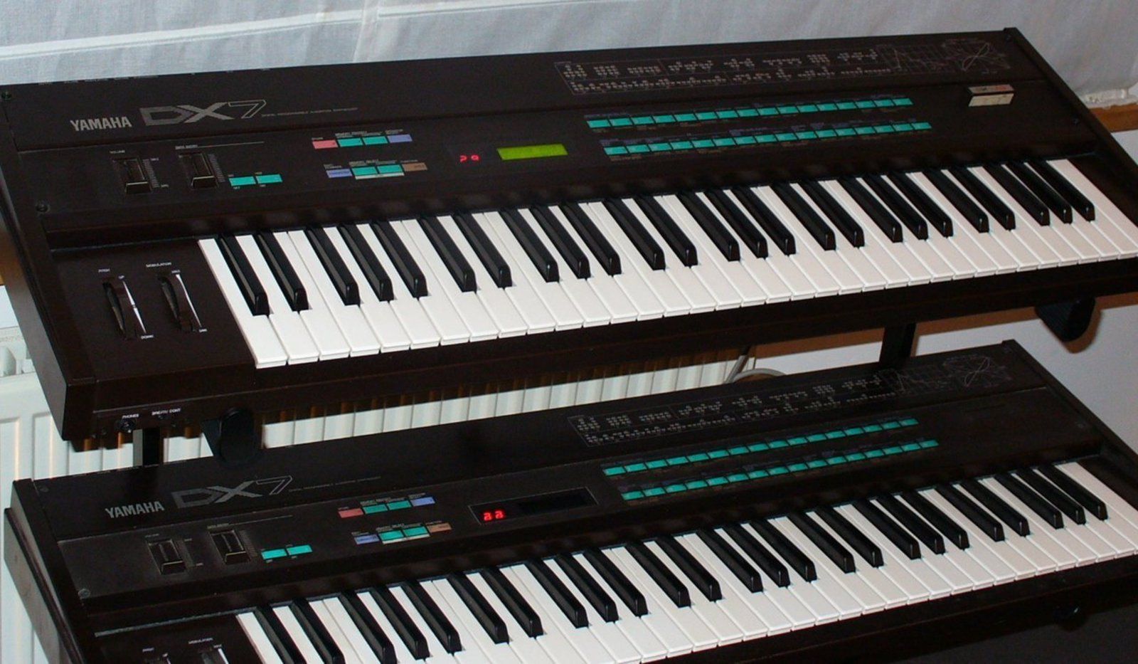 Photo Yamaha DX7 : Yamaha DX7 (21130) (#42925) - Audiofanzine