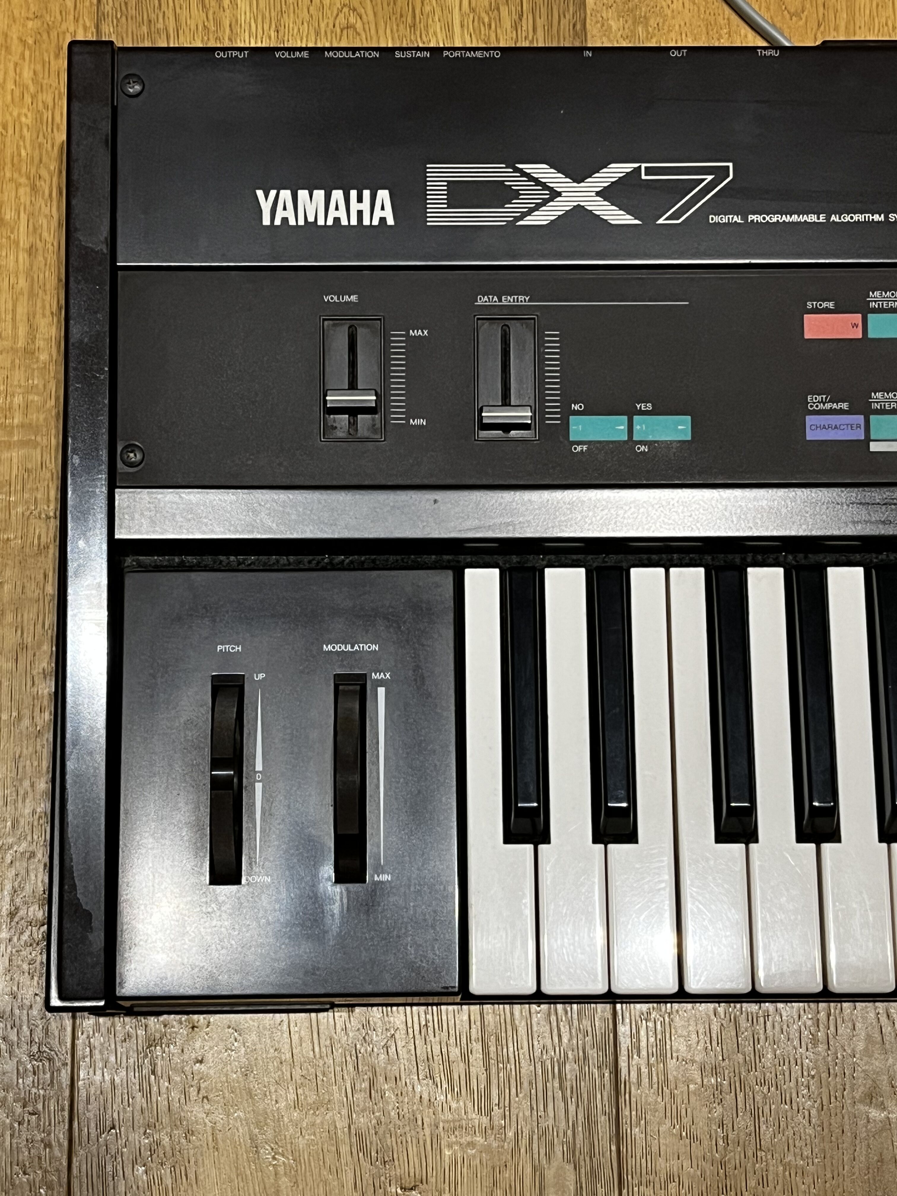 DX7 - Yamaha DX7 - Audiofanzine