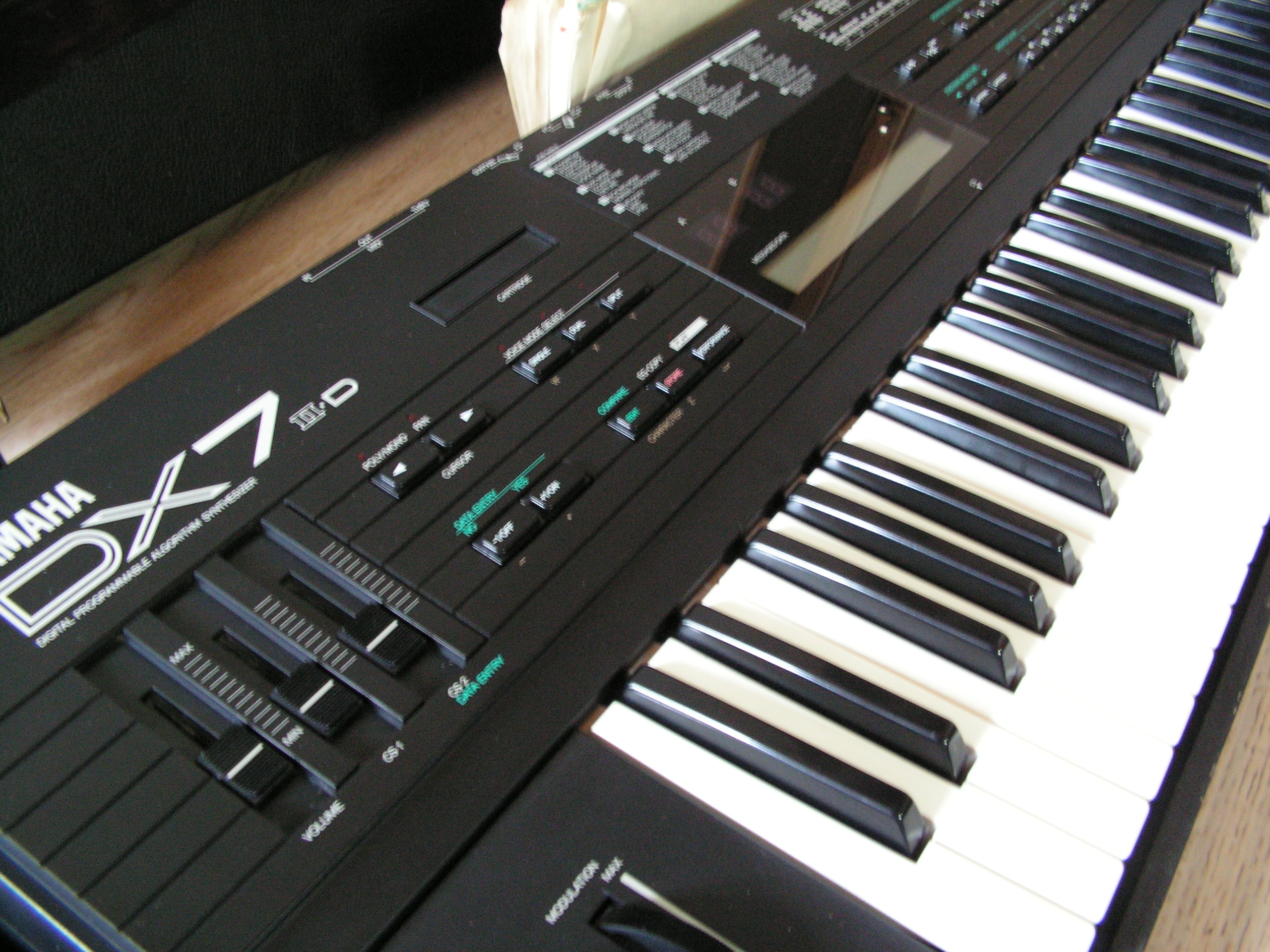 Yamaha DX7 IID image (#631413) - Audiofanzine