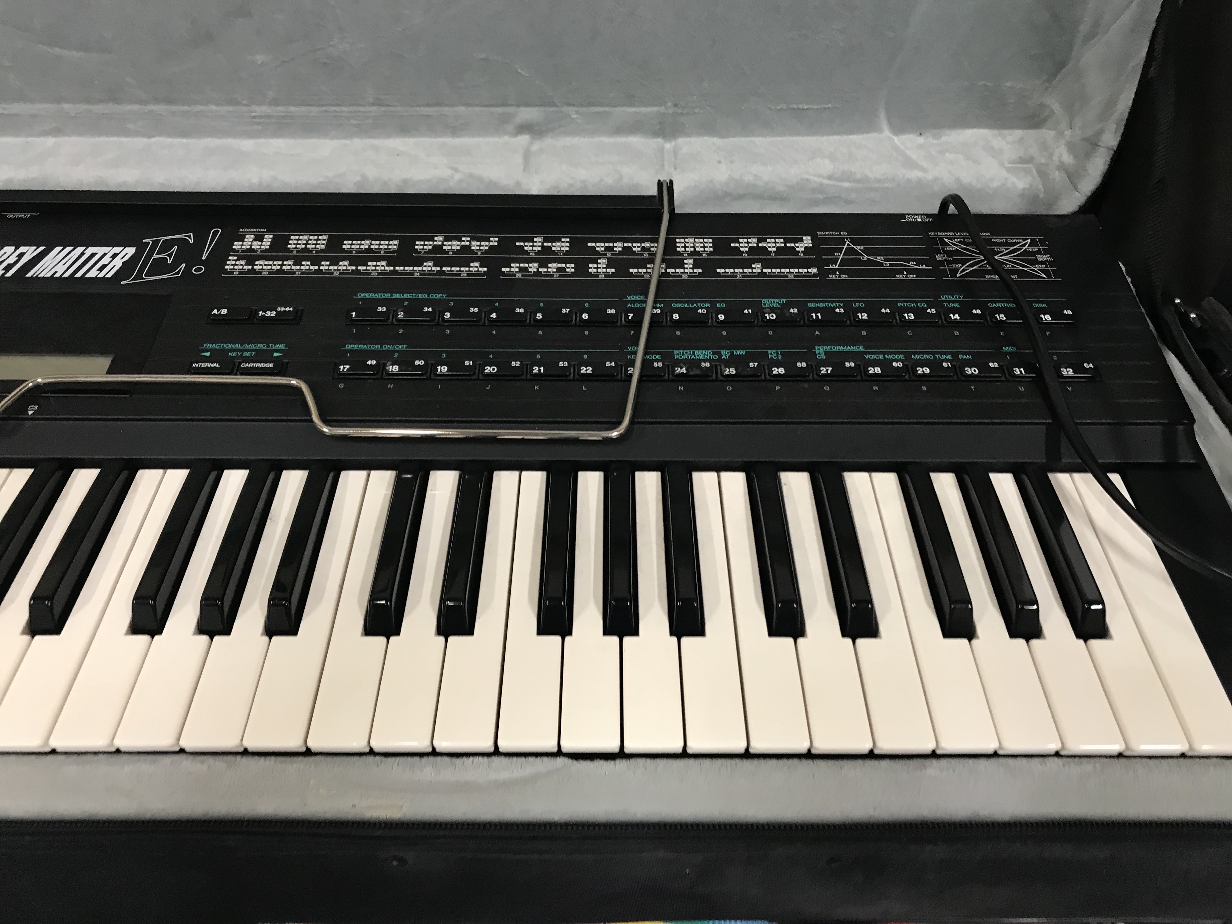 DX7 IIFD - Yamaha DX7 IIFD - Audiofanzine