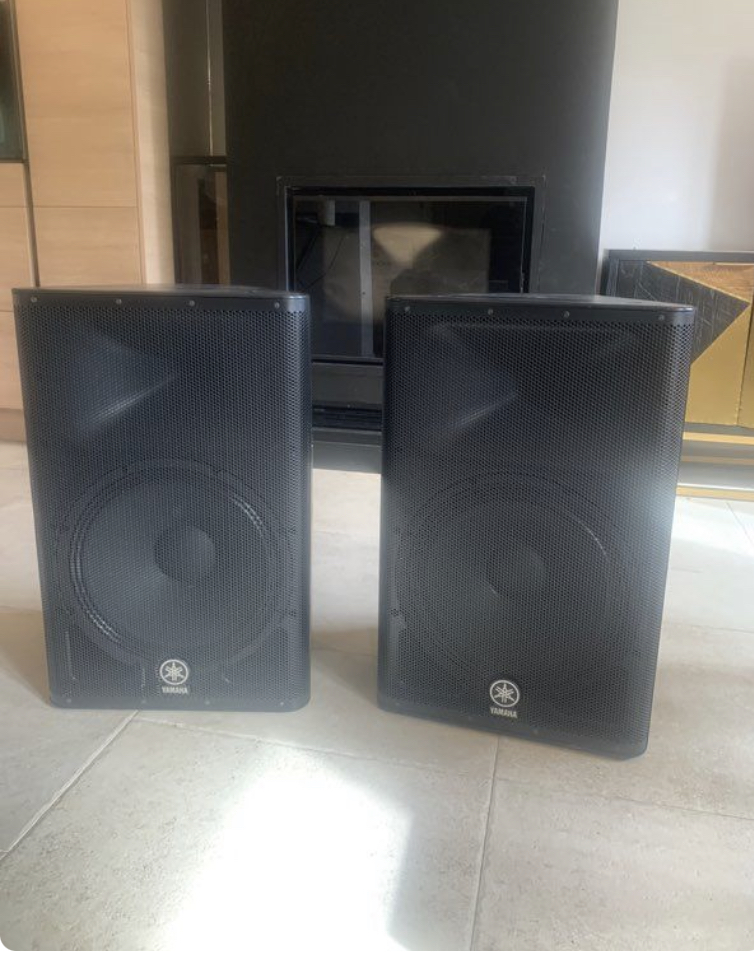 DXR15 - Yamaha DXR15 - Audiofanzine