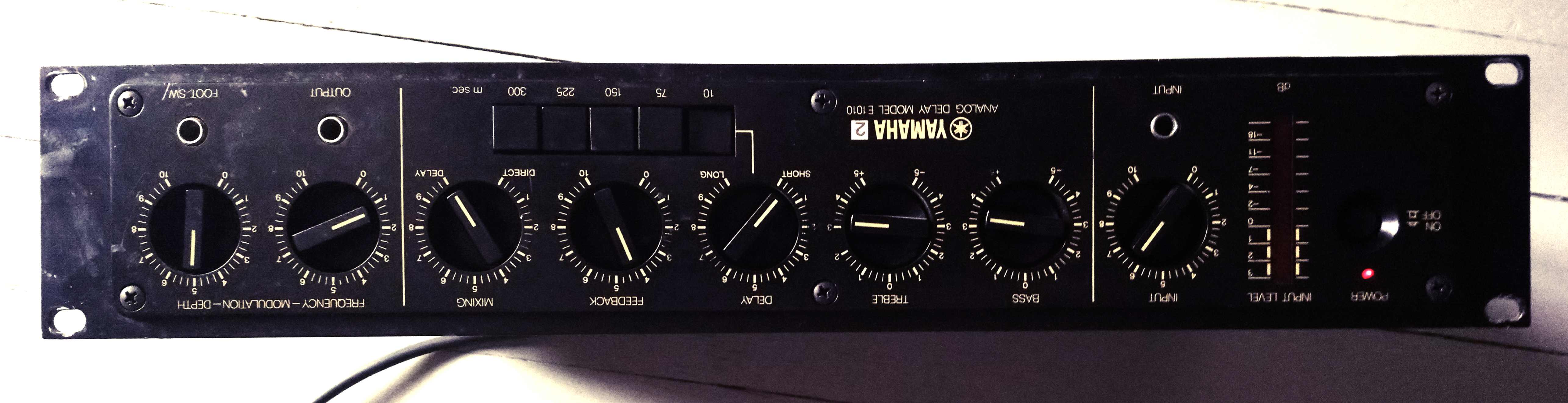 E1010 - Yamaha E1010 - Audiofanzine