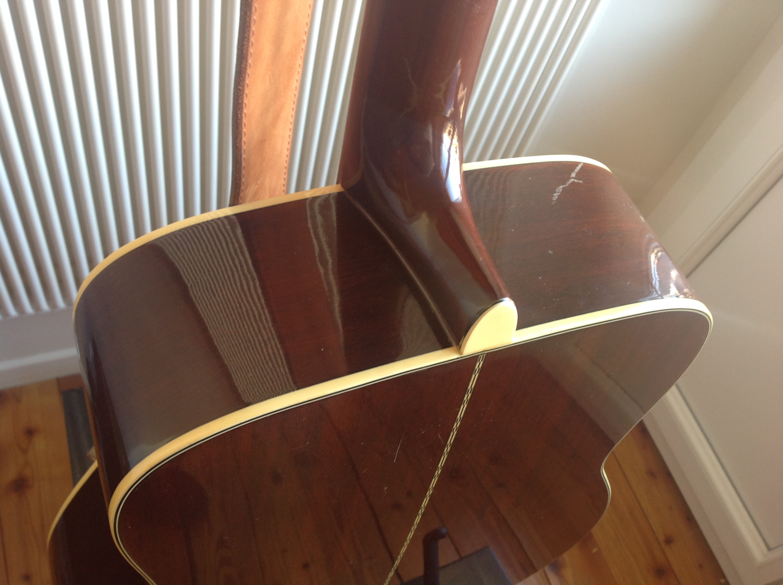 FG-335 - Yamaha FG-335 - Audiofanzine