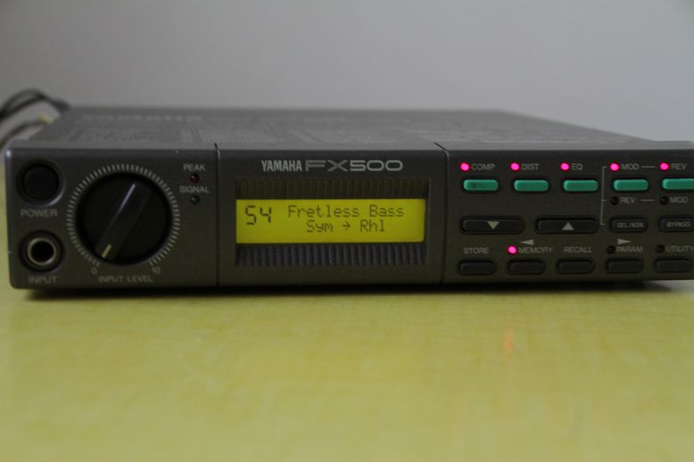 FX500 - Yamaha FX500 - Audiofanzine