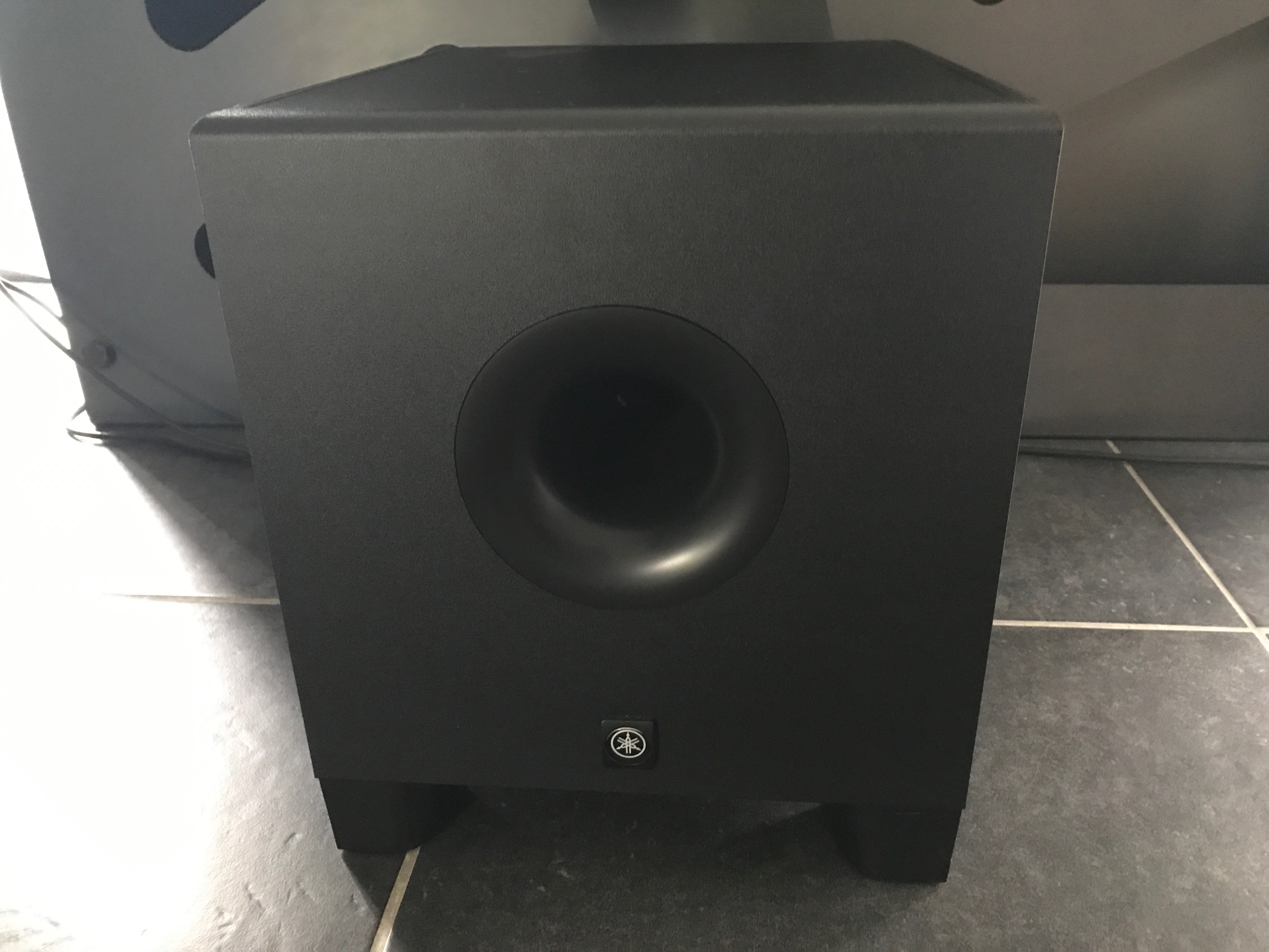 HS8 - Yamaha HS8 - Audiofanzine