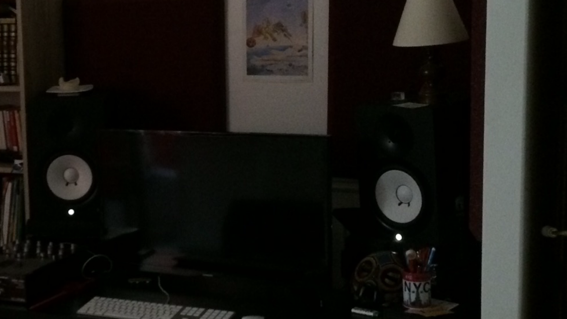 HS8 - Yamaha HS8 - Audiofanzine