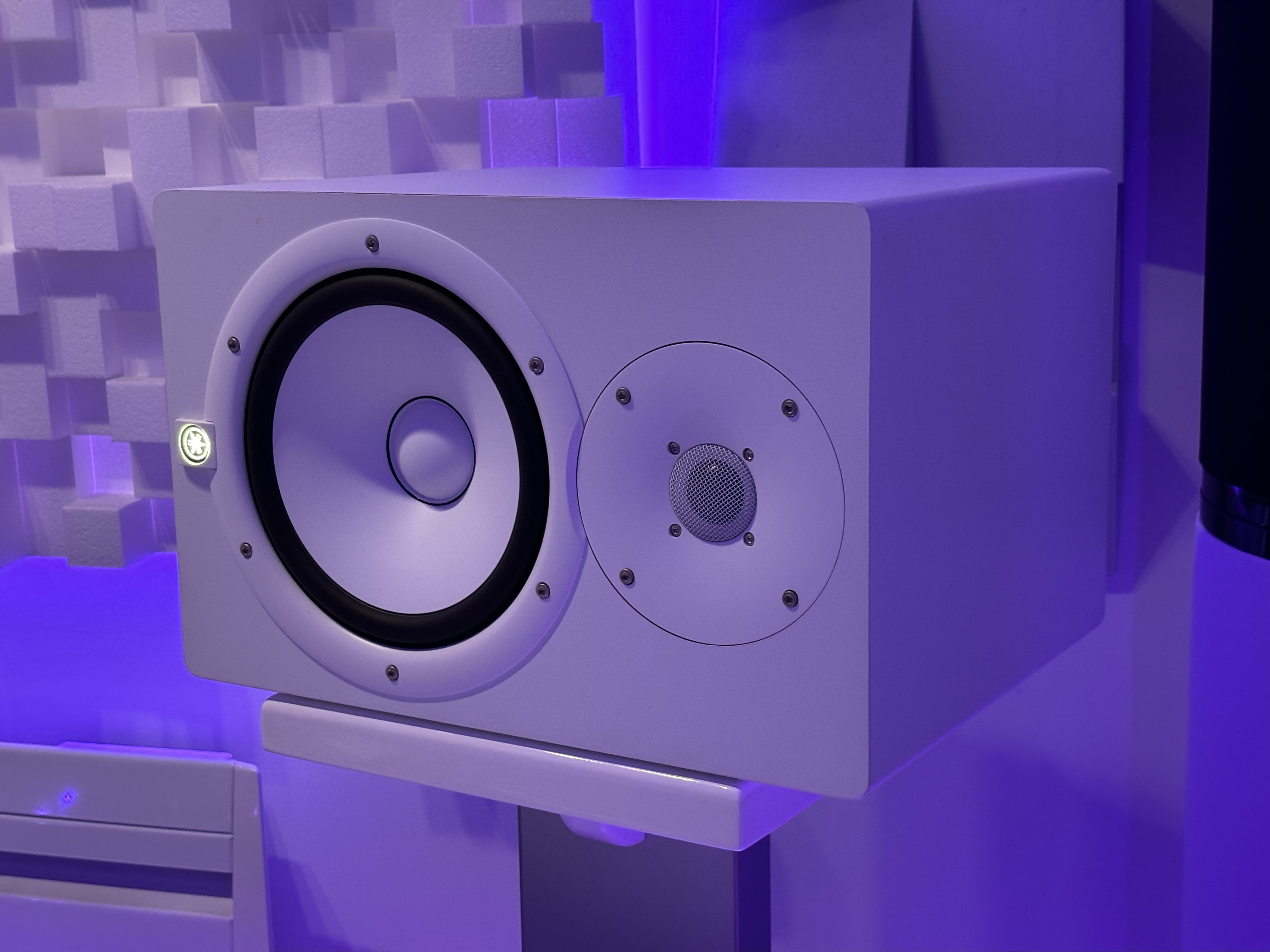 HS8 - Yamaha HS8 - Audiofanzine