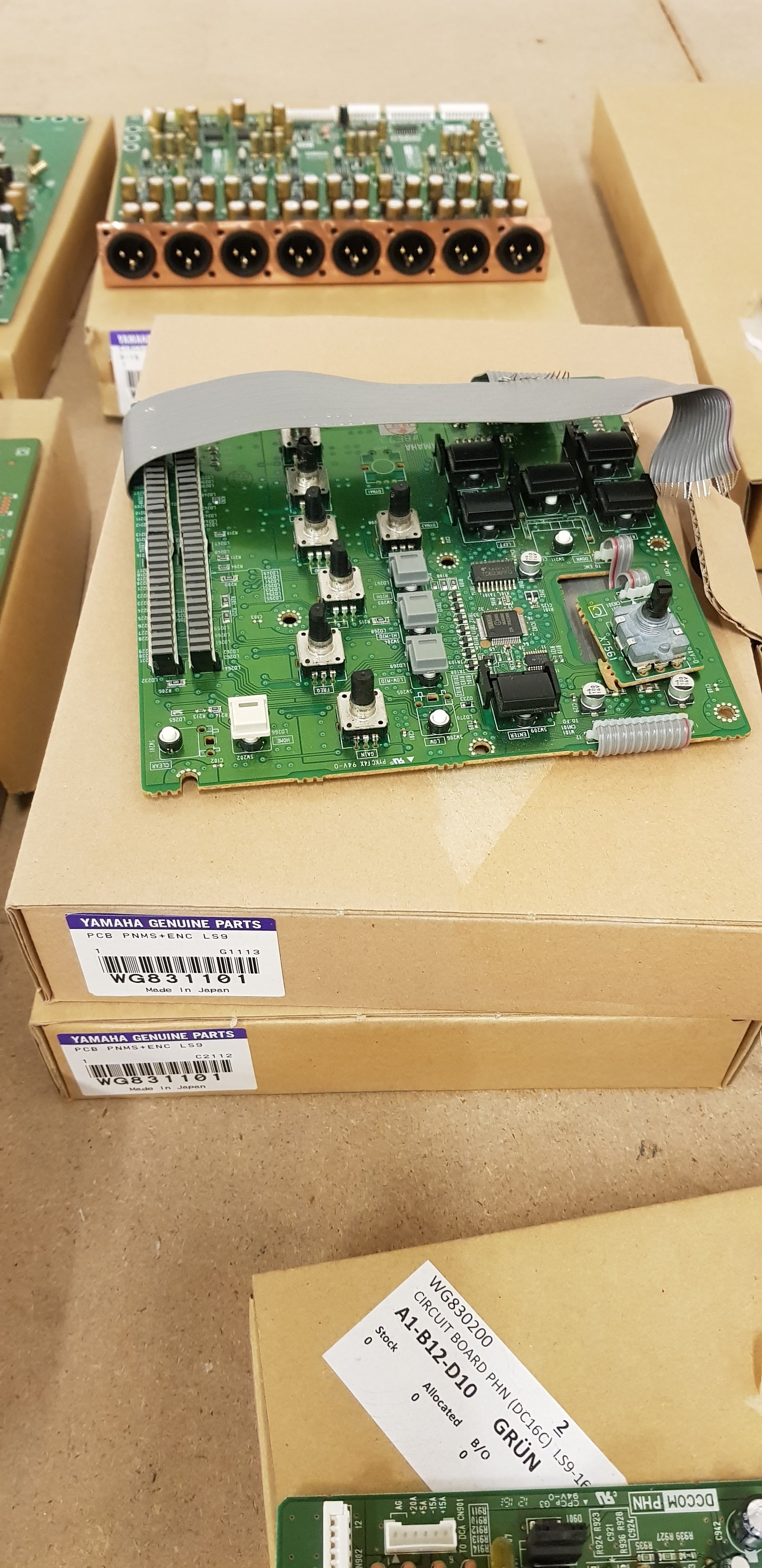 LS9-16 - Yamaha LS9-16 - Audiofanzine